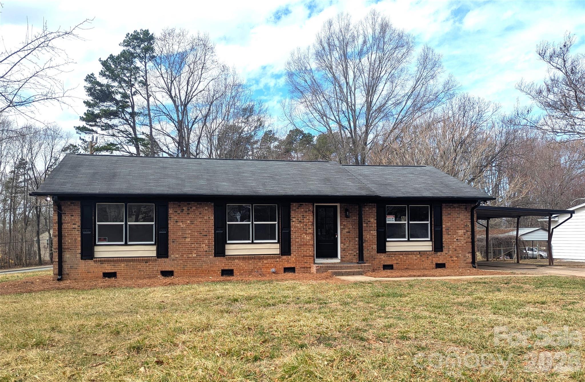 1090 Shalimar Drive, Winston Salem, NC