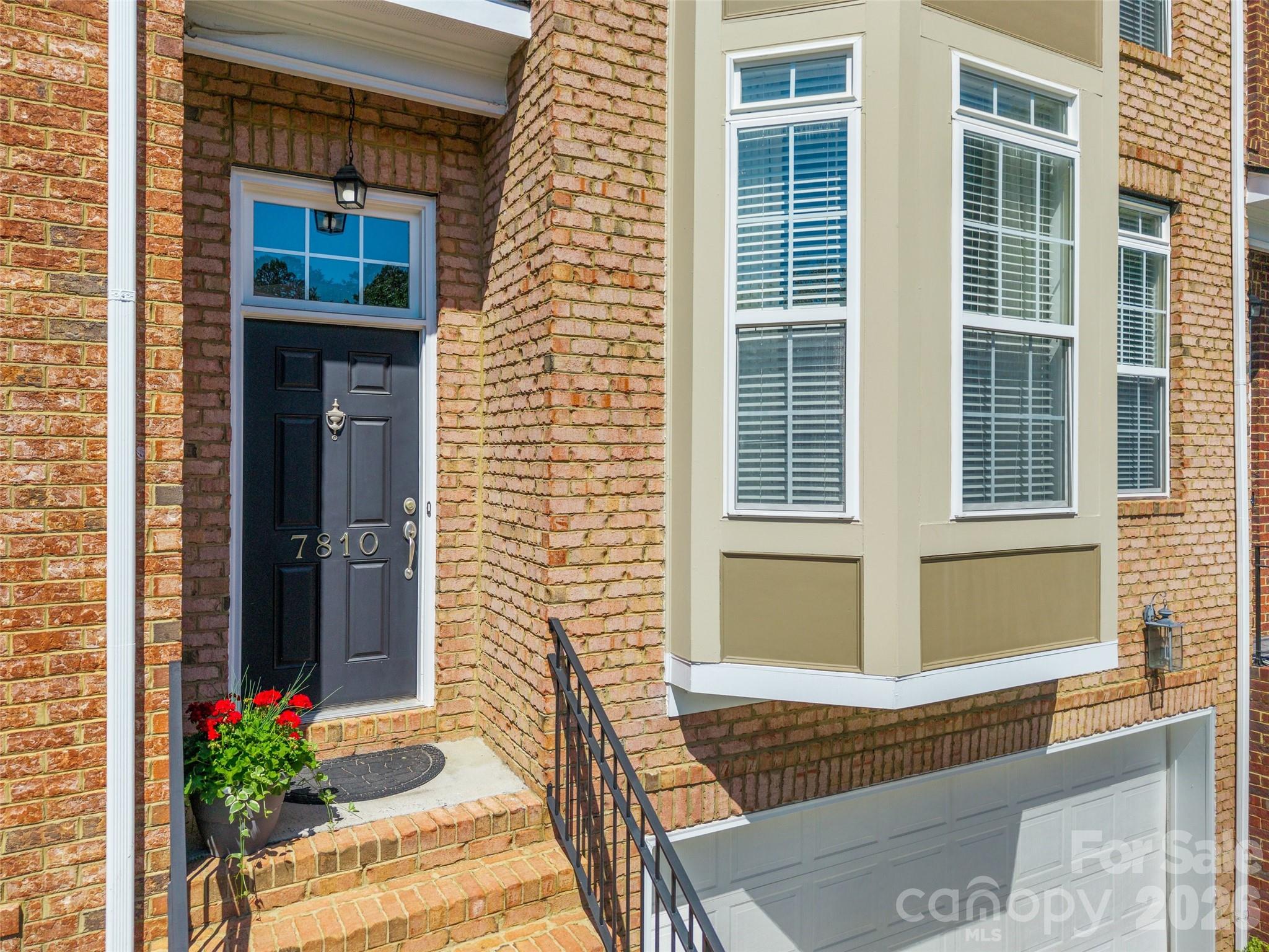 Photo 2 of 7810 Springs Village Lane, Charlotte, NC