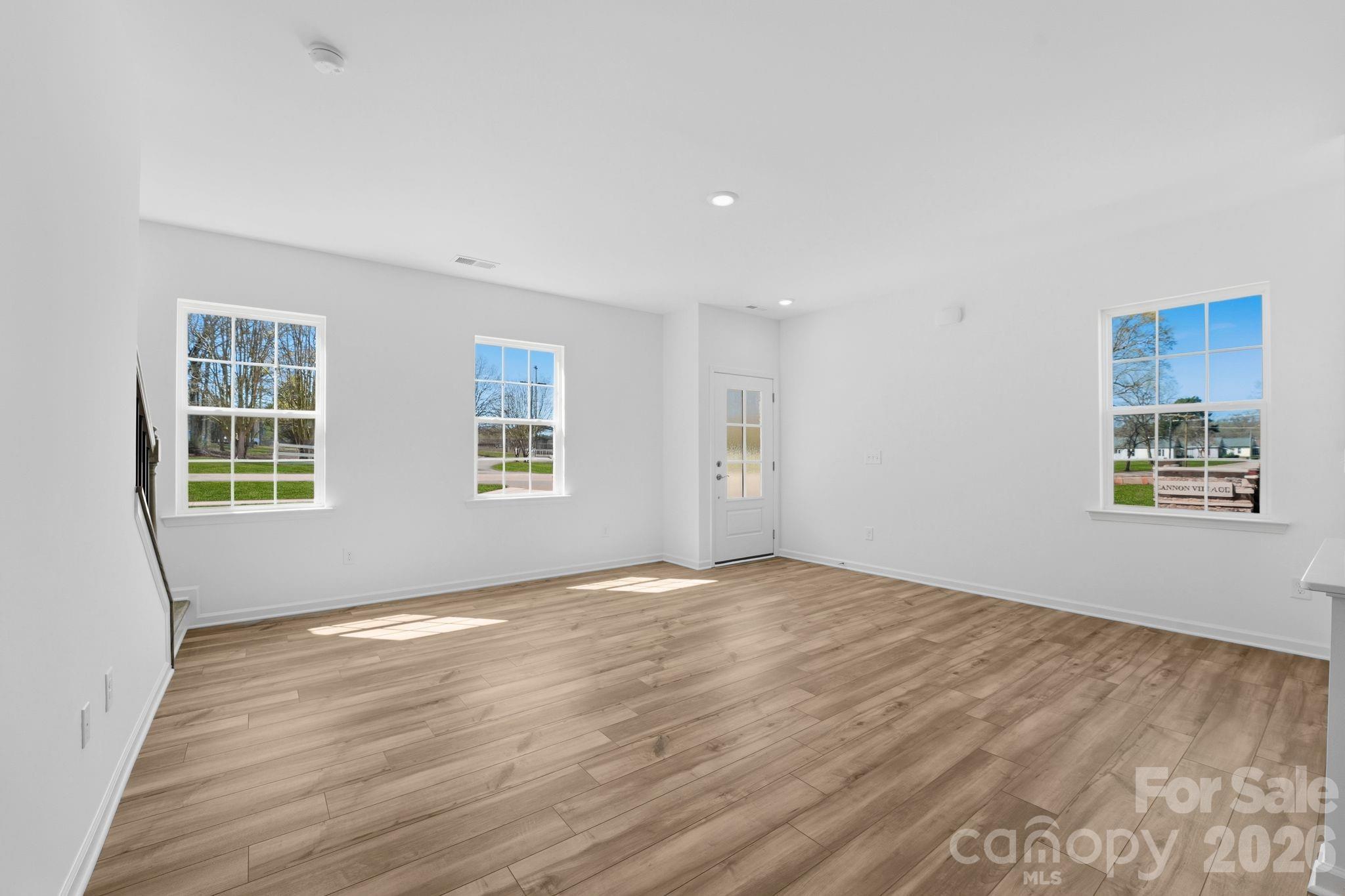 241 Fourth Street, York, SC - photo 5 of 16