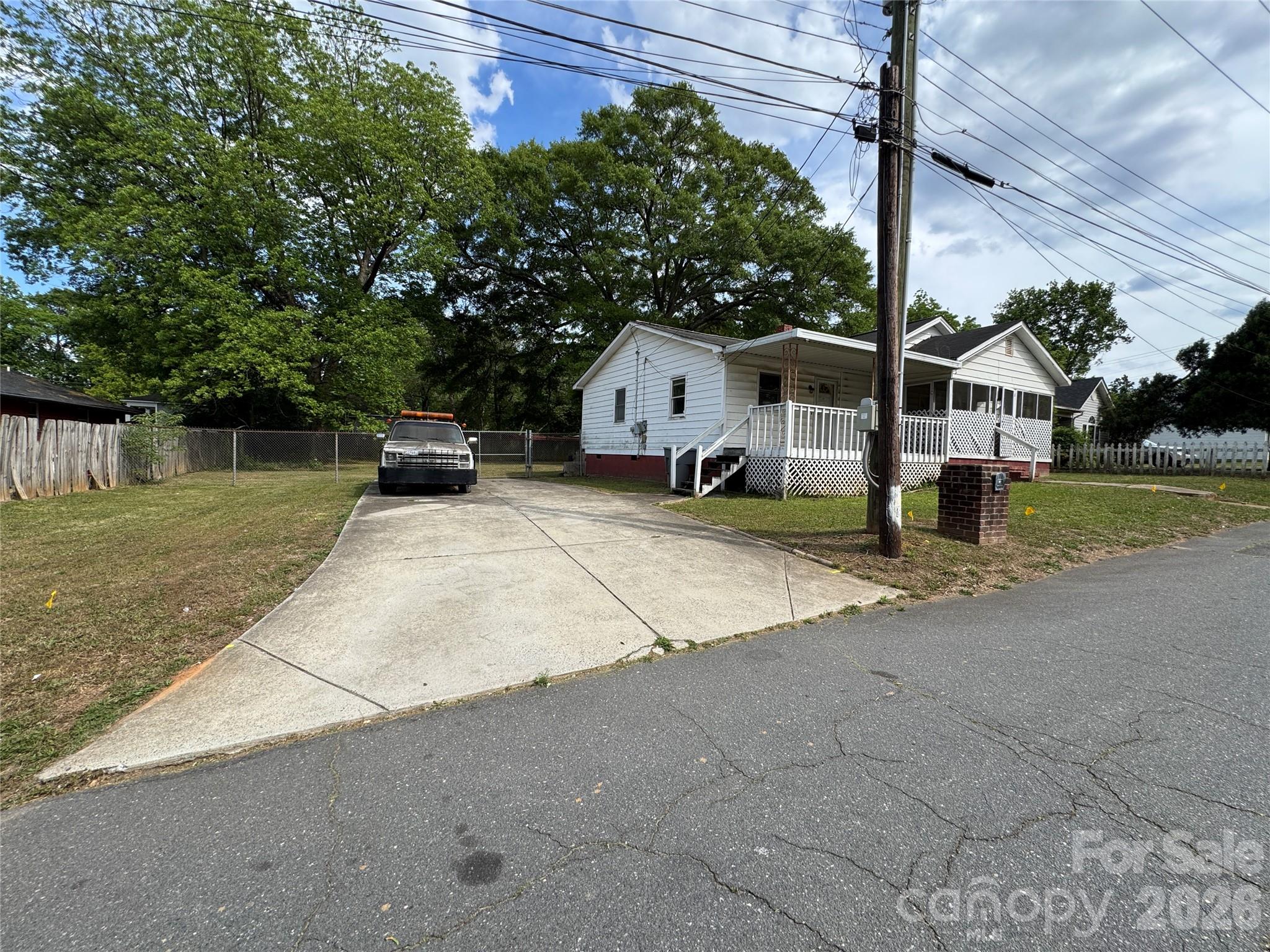 3209 Lasalle Street, Charlotte, NC - photo 14 of 15