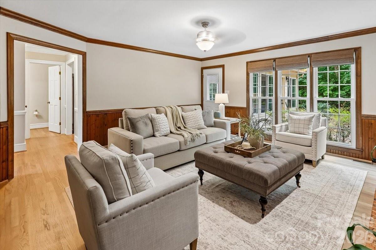Photo 10 of 6721 Southby Court, Charlotte, NC