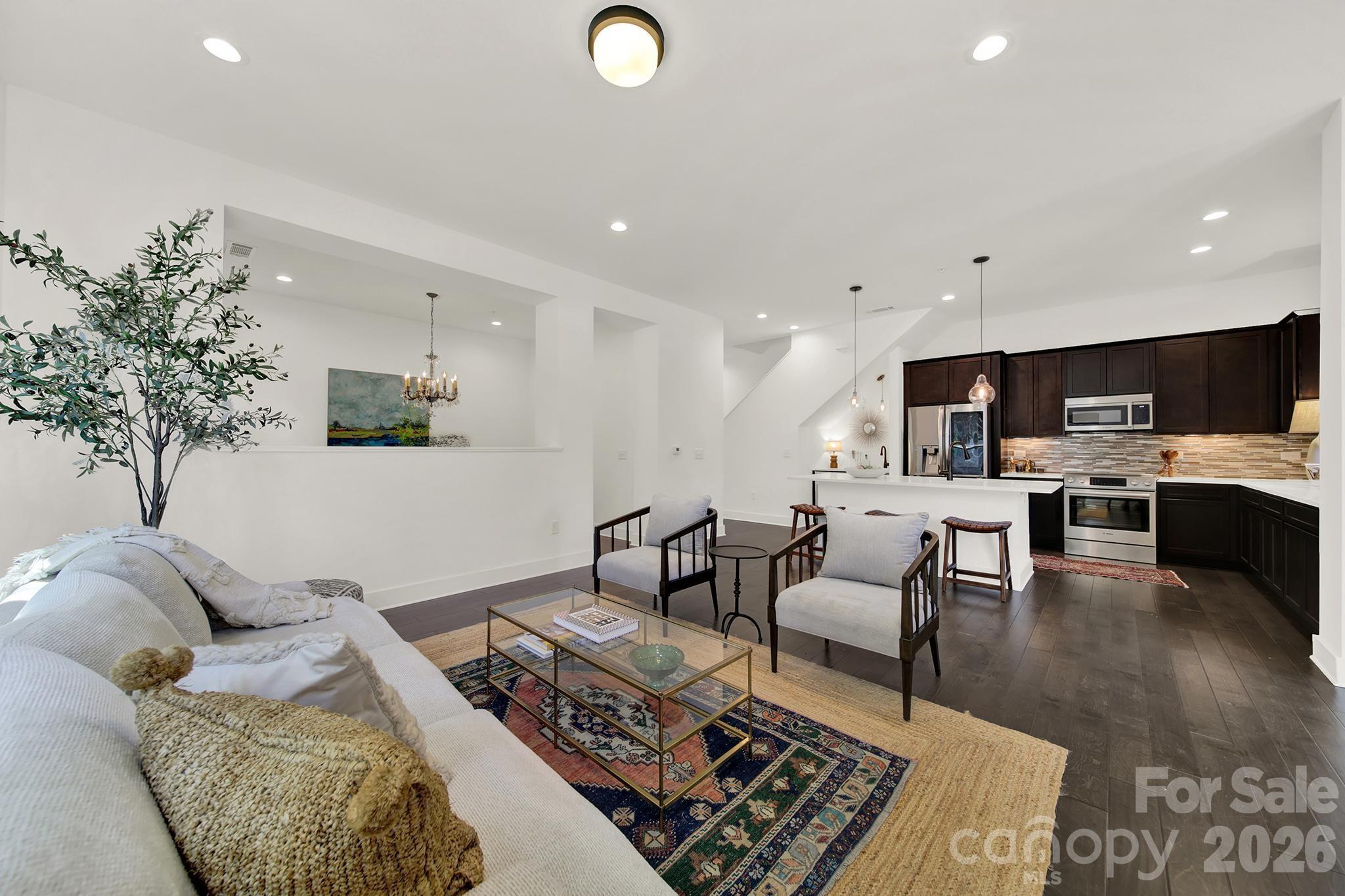 Photo 5 of 1500 Kenilworth Avenue, Charlotte, NC