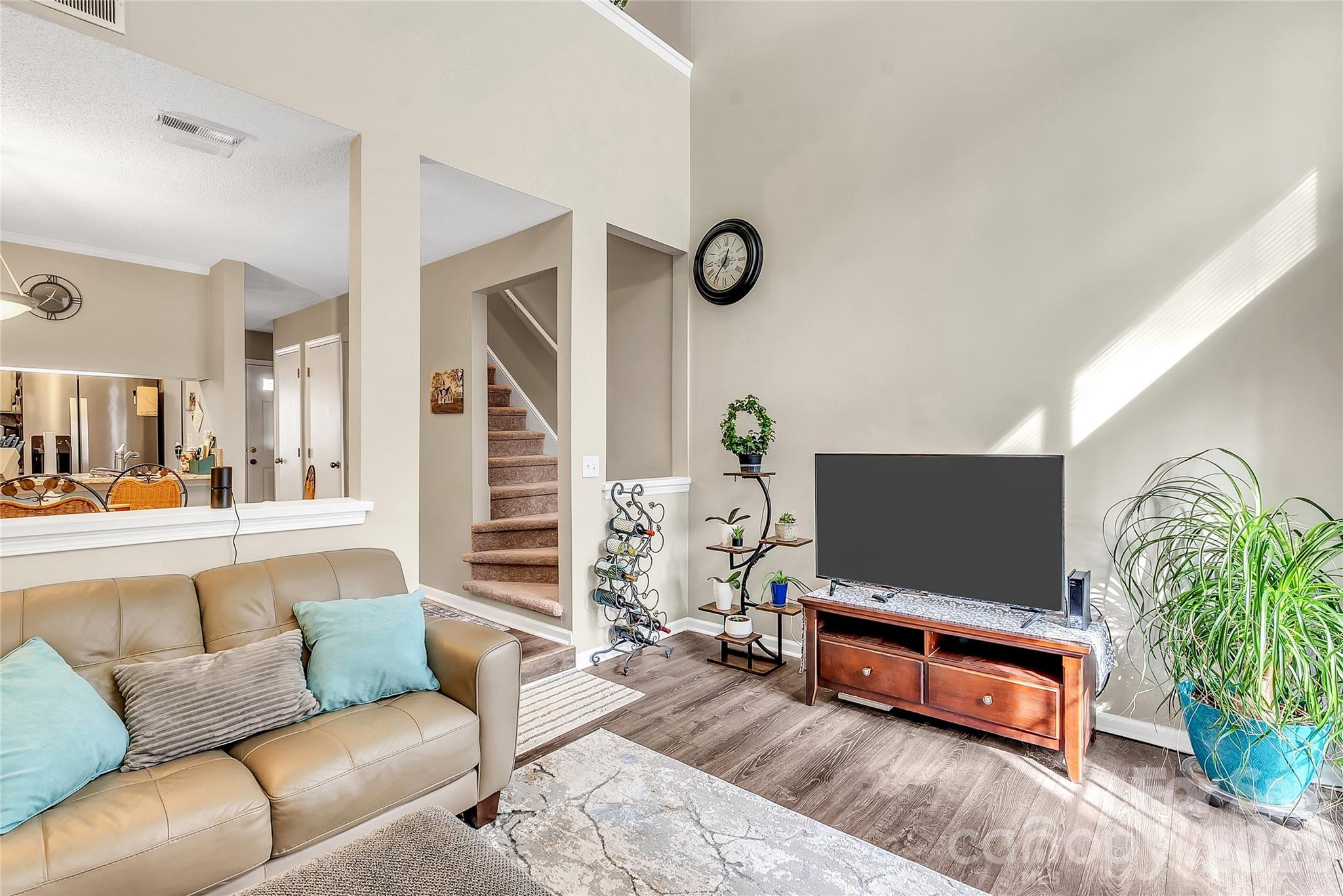 Photo 8 of 8073 Charter Oak Lane, Charlotte, NC