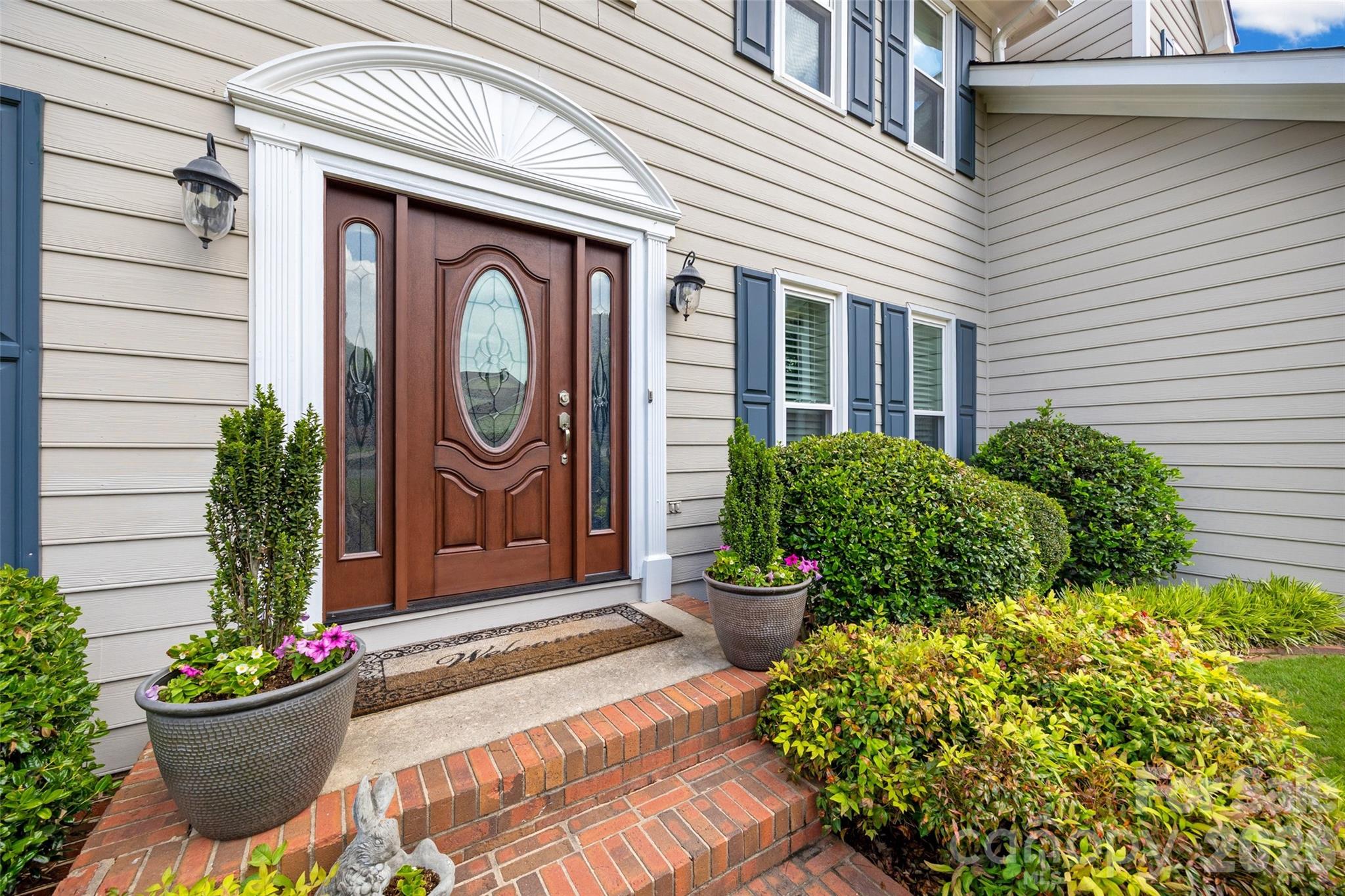14002 Harlequin Drive, Charlotte, NC - photo 4 of 47