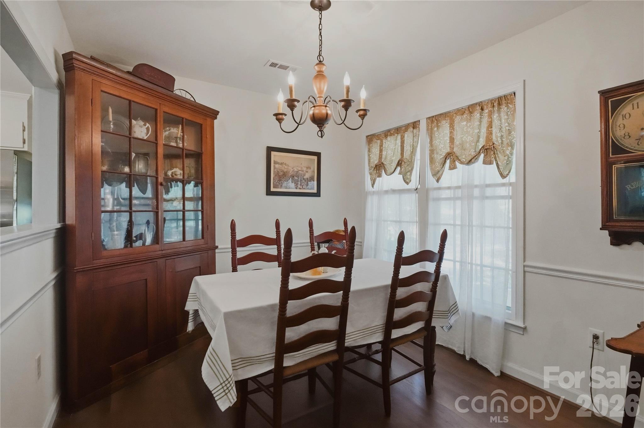 Photo 8 of 7626 Winterset Drive, Charlotte, NC