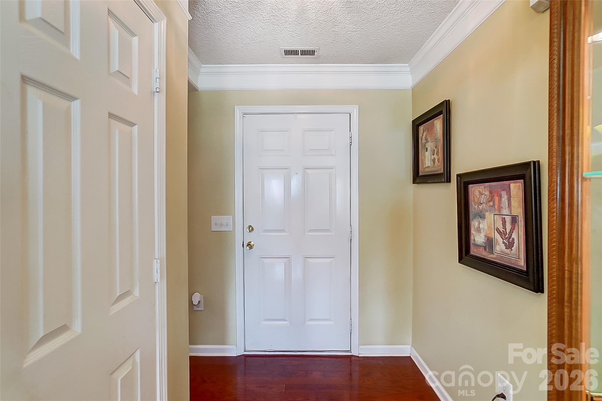 Home for sale at 2717 Markham Woods Court, Charlotte, NC — photo 8 of 35