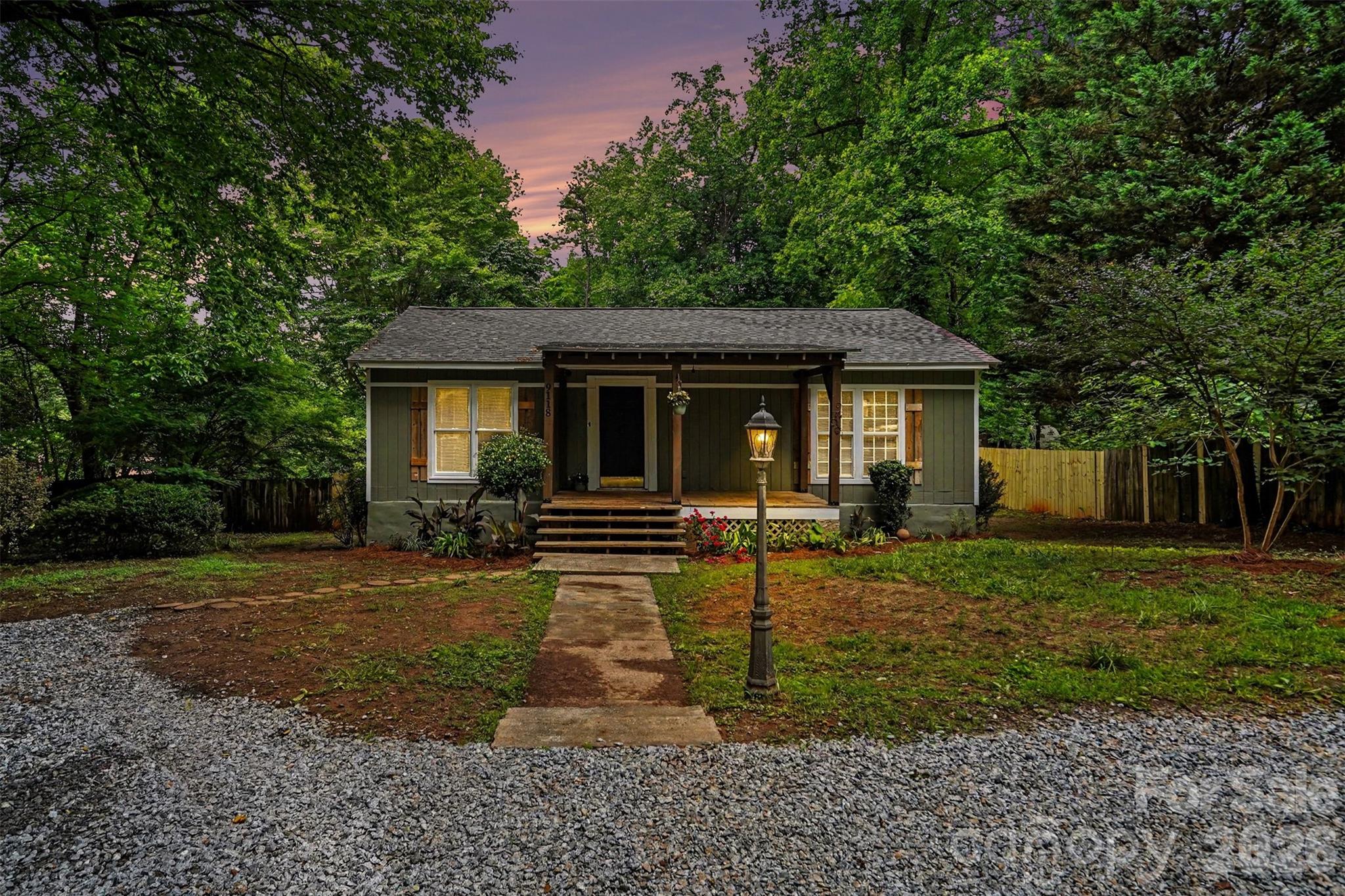 Photo 17 of 9118 S Lakebrook Road, Charlotte, NC