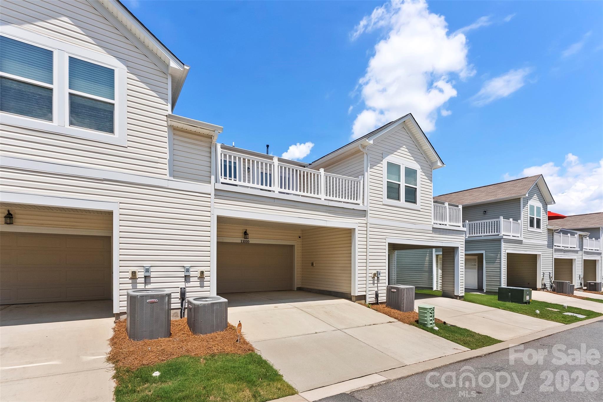 Photo 35 of 11010 Chalkbark Lane, Charlotte, NC