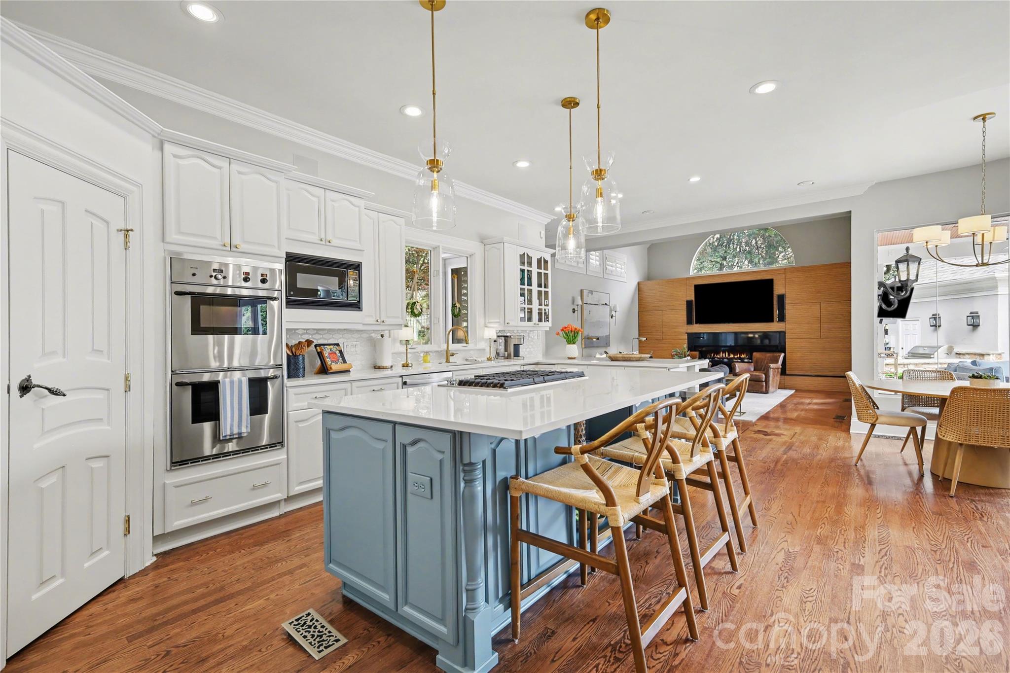 6312 Mitchell Hollow Road, Charlotte, NC - photo 6 of 41