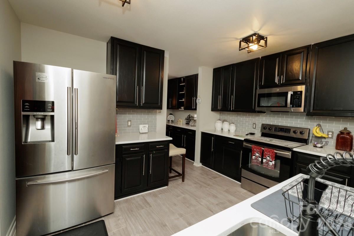 Photo 4 of 6135 Blue Ash Lane, Charlotte, NC