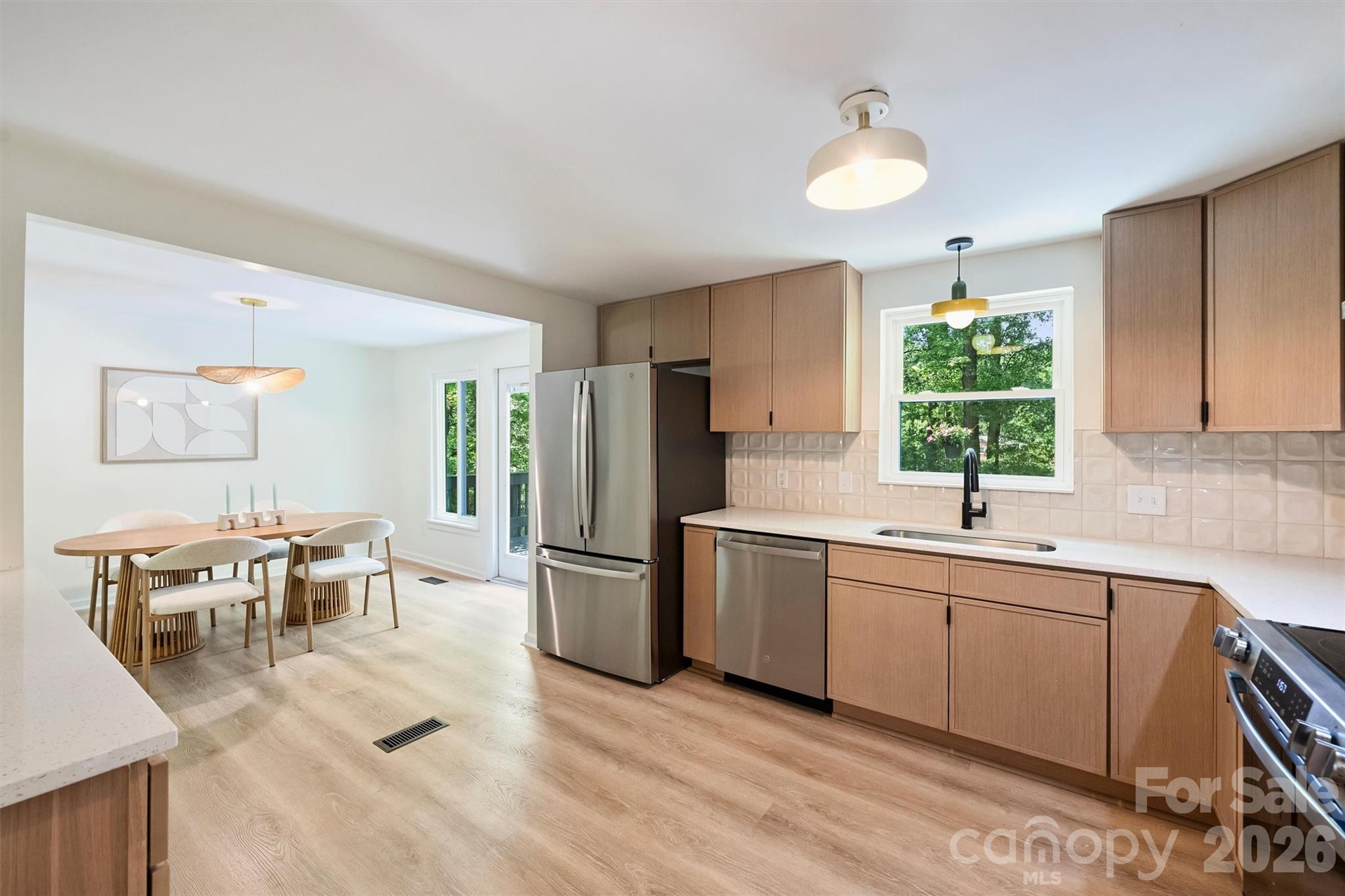 Photo 17 of 7323 Rollingridge Drive, Charlotte, NC