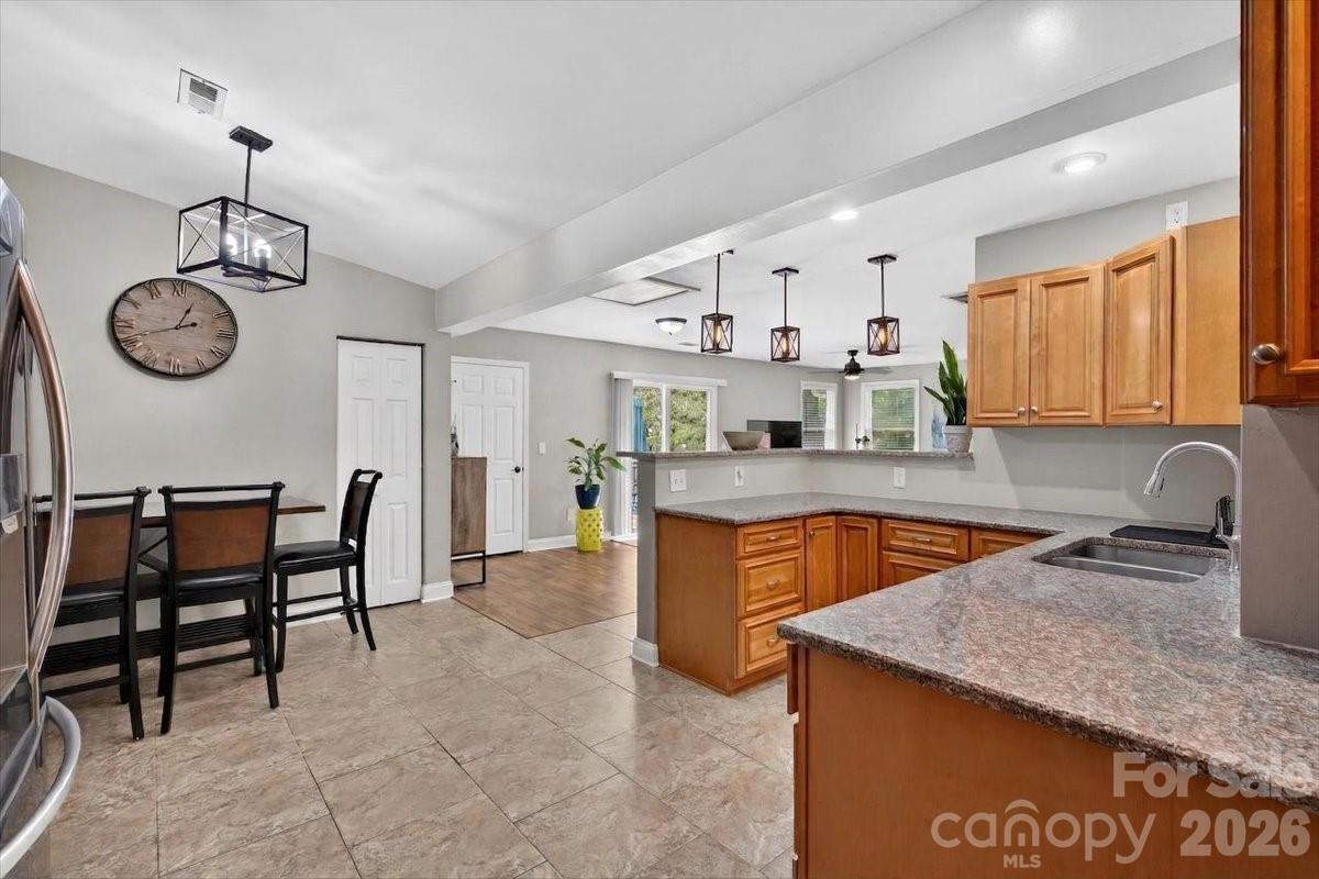 6308 Pineburr Road, Charlotte, NC - photo 12 of 37