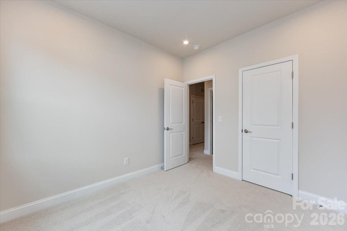 Photo 33 of 8030 Cedarsmith Court, Charlotte, NC