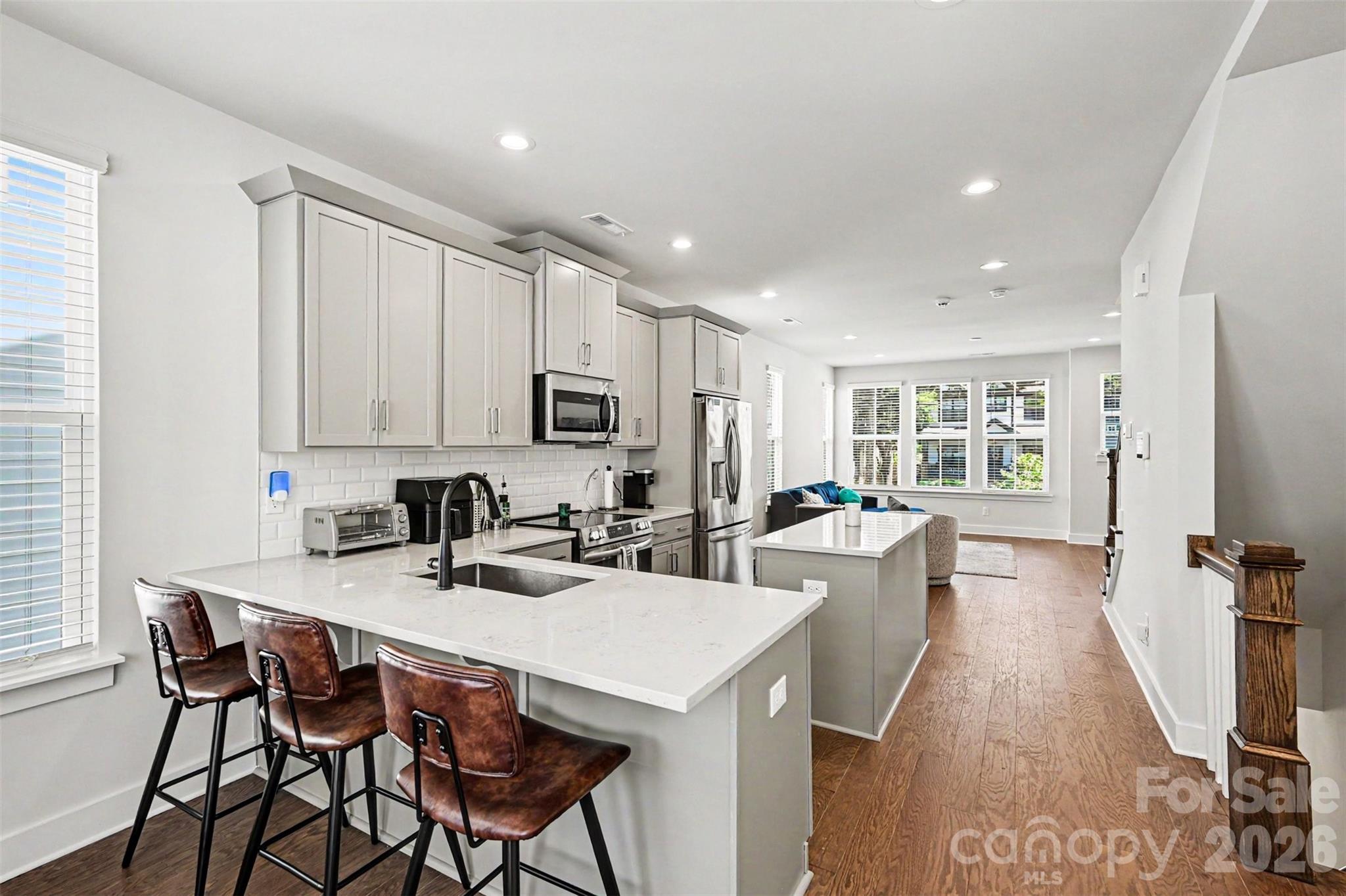 Photo 9 of 2305 Rozzelles Ferry Road, Charlotte, NC