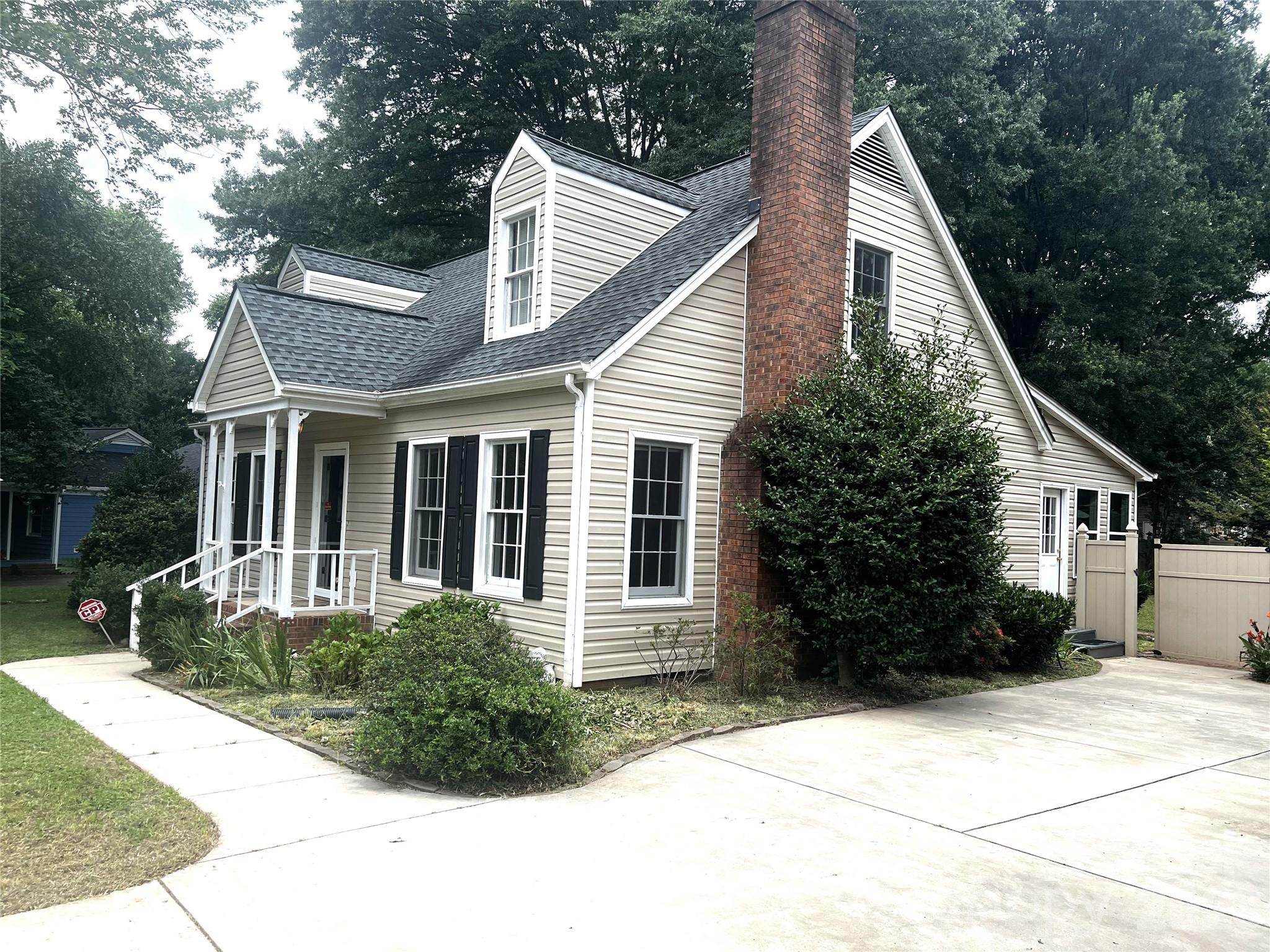 Photo 3 of 6737 Harrison Road, Charlotte, NC