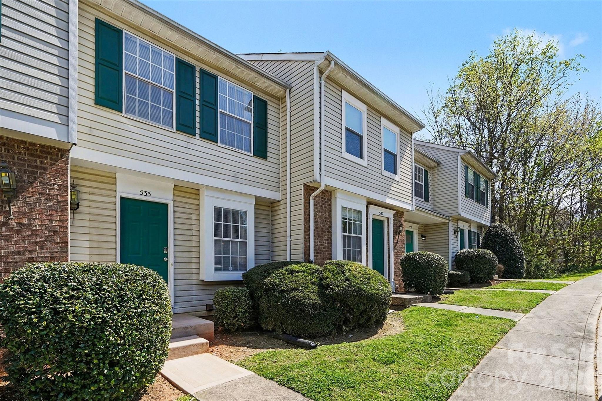 Home for sale at 535 Lex Drive, Charlotte, NC — photo 1 of 20