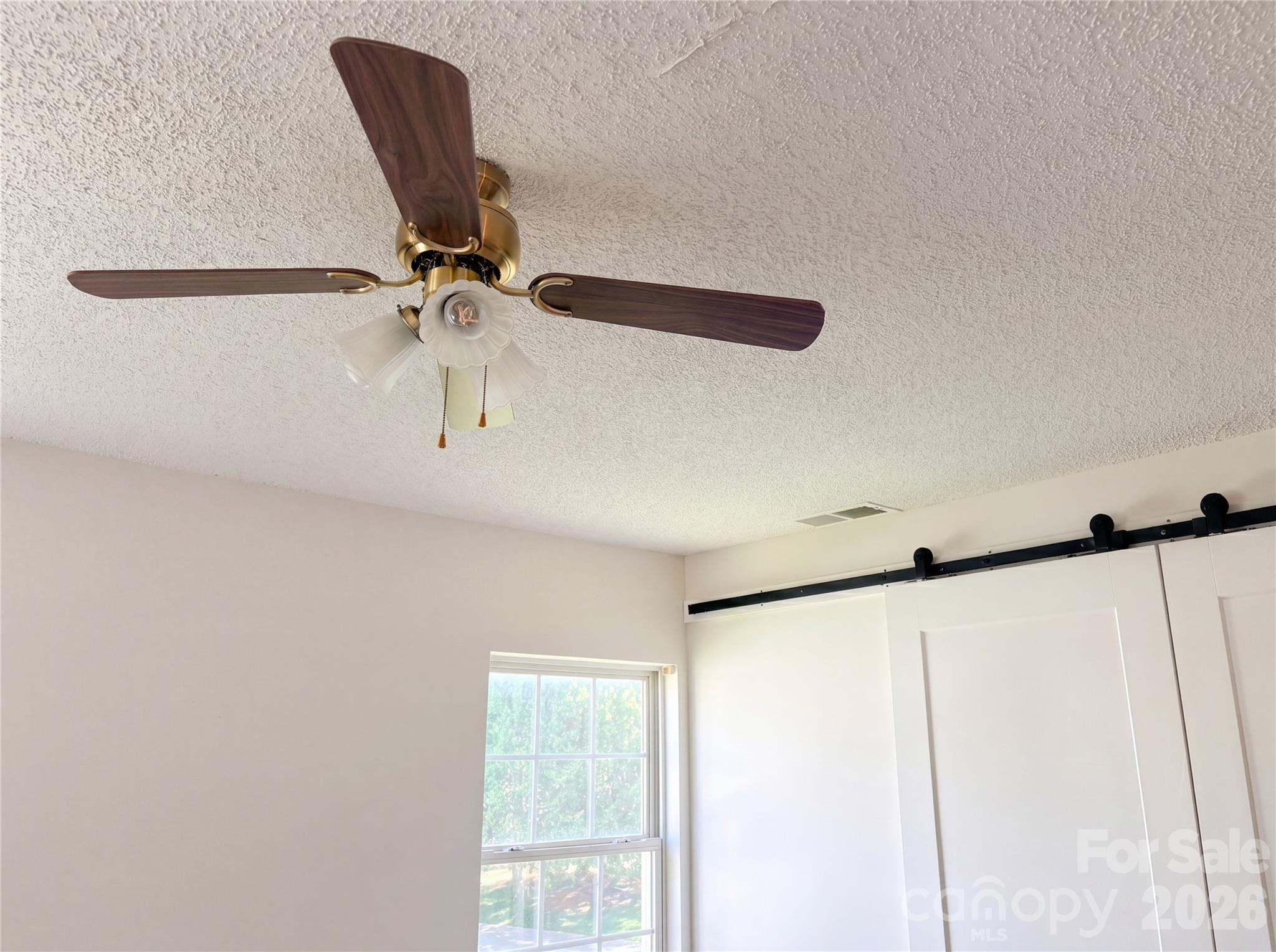 Photo 10 of 6032 Briggs Drive, Charlotte, NC