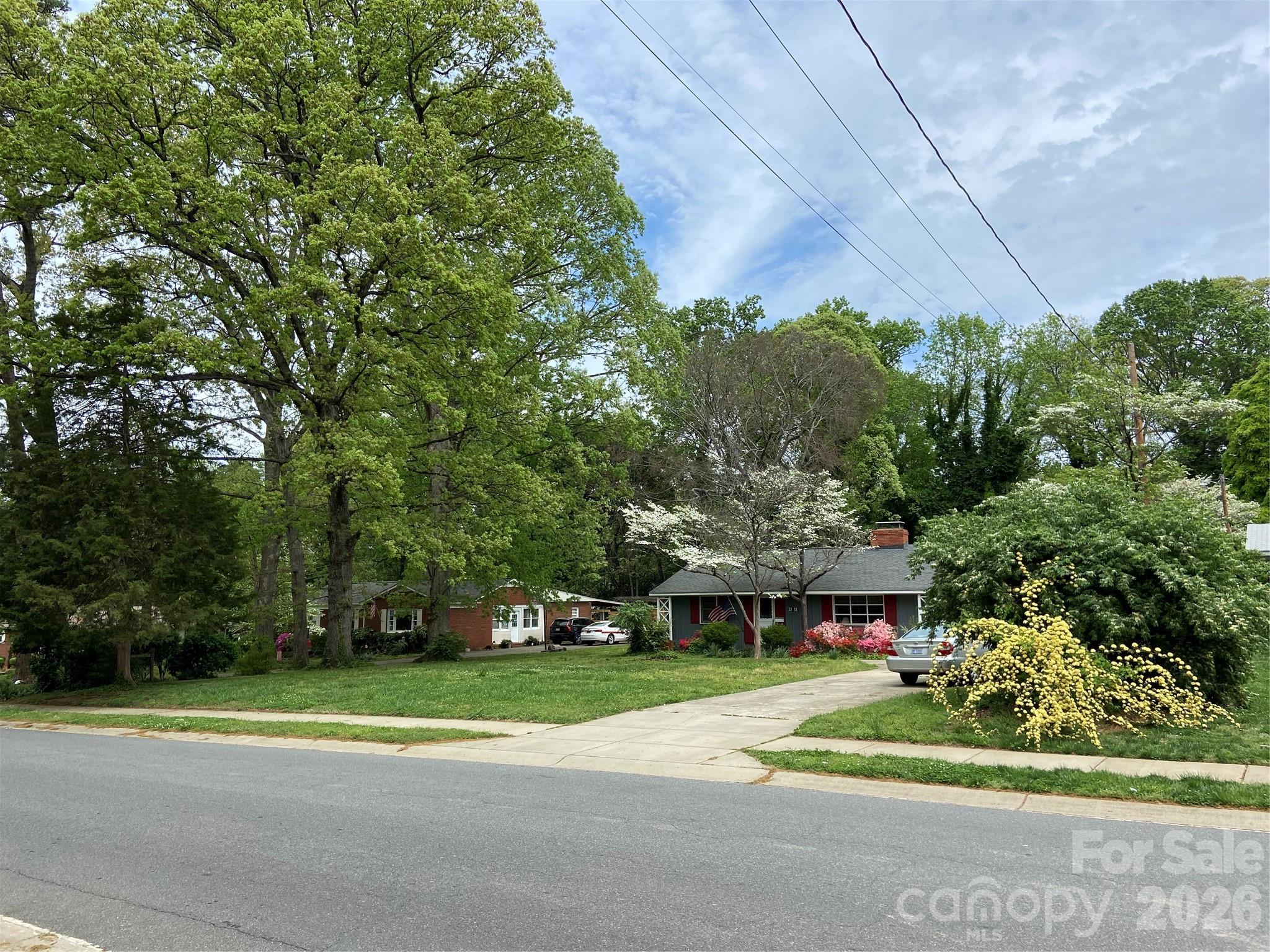 3218 Driftwood Drive, Charlotte, NC - photo 1 of 26