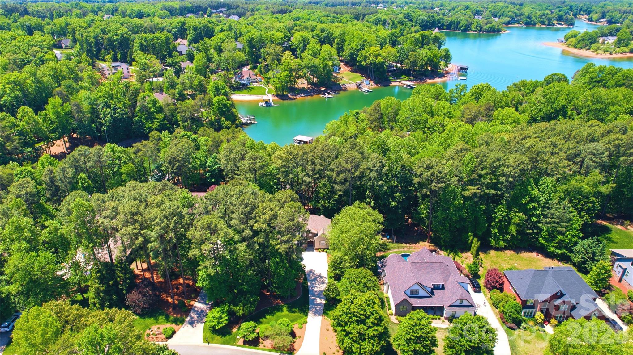 7592 Cottonwood Drive, Denver, NC - photo 2 of 49