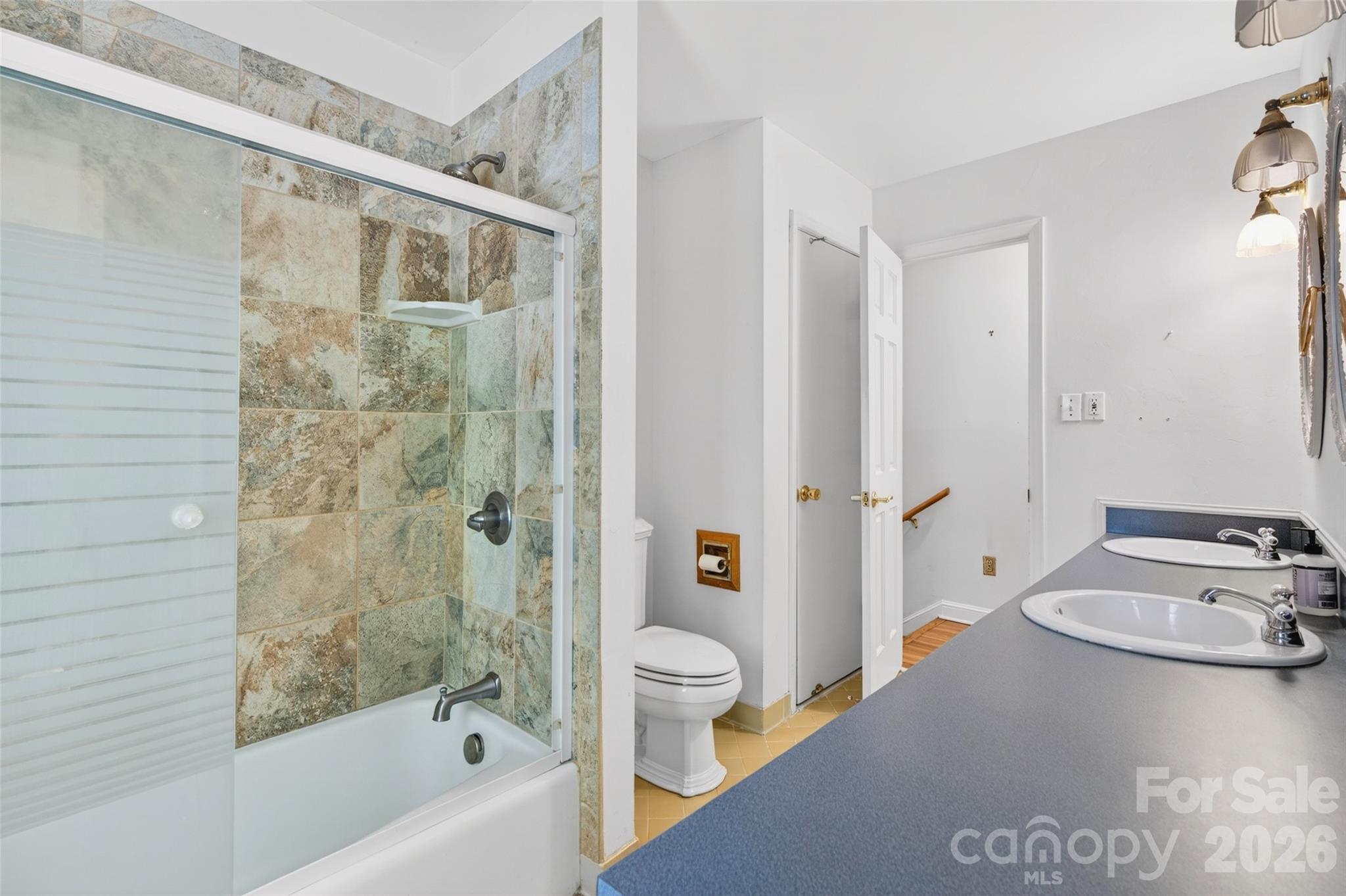 Photo 36 of 1511 Ormsby Court, Charlotte, NC