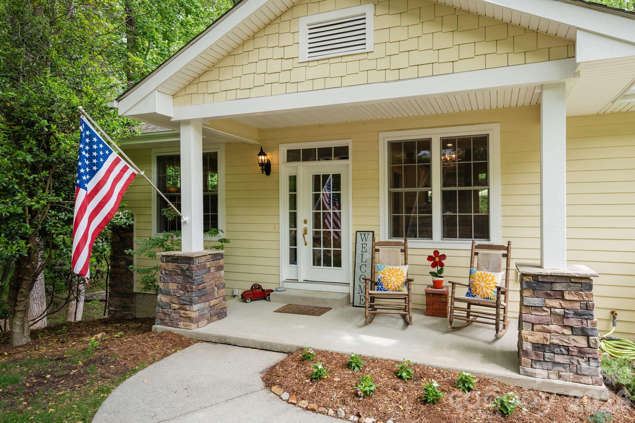 113 CHANCERY Court, Flat Rock, NC - photo 6 of 46