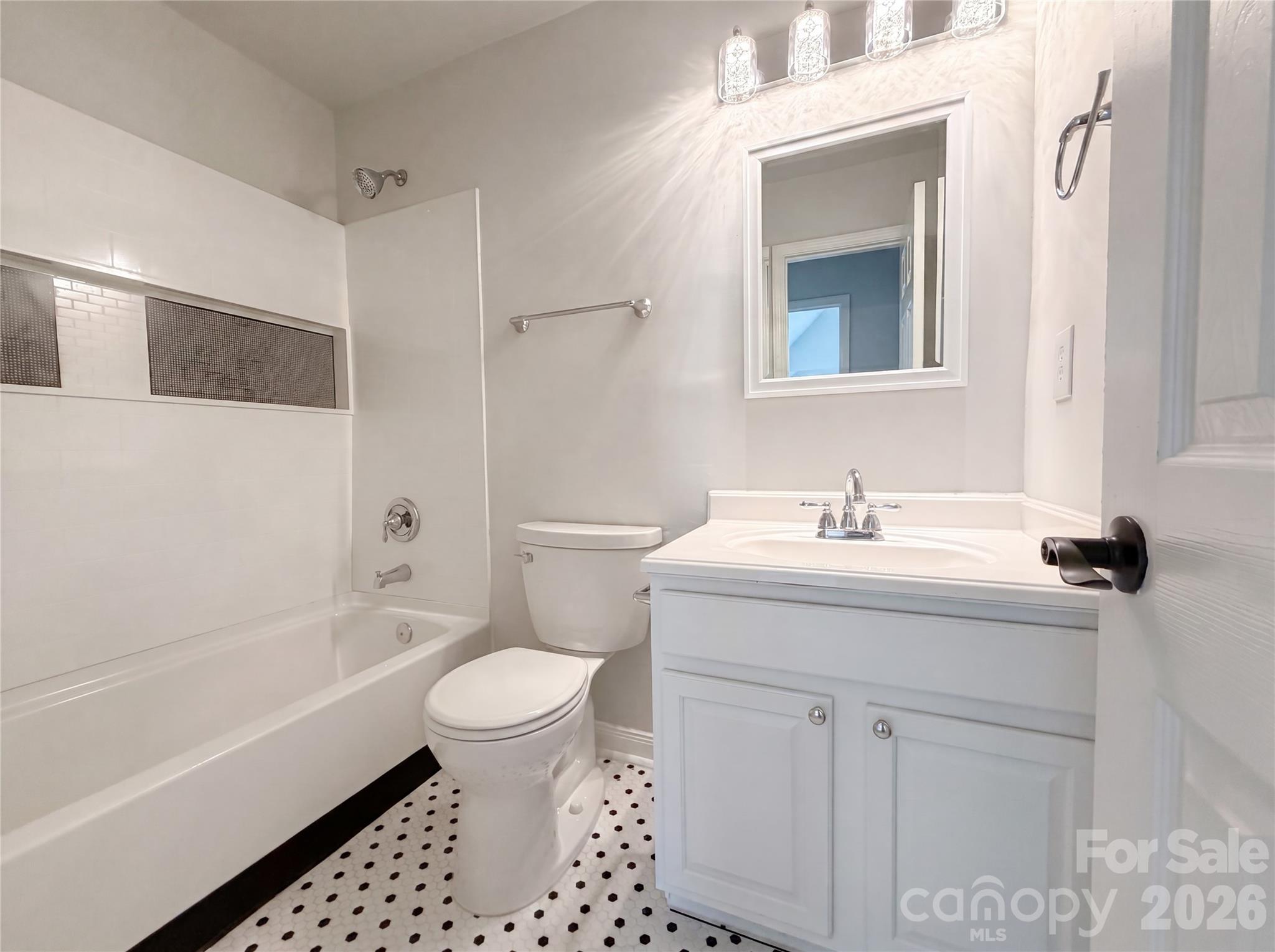 Photo 19 of 4024 Fifendrum Lane, Charlotte, NC
