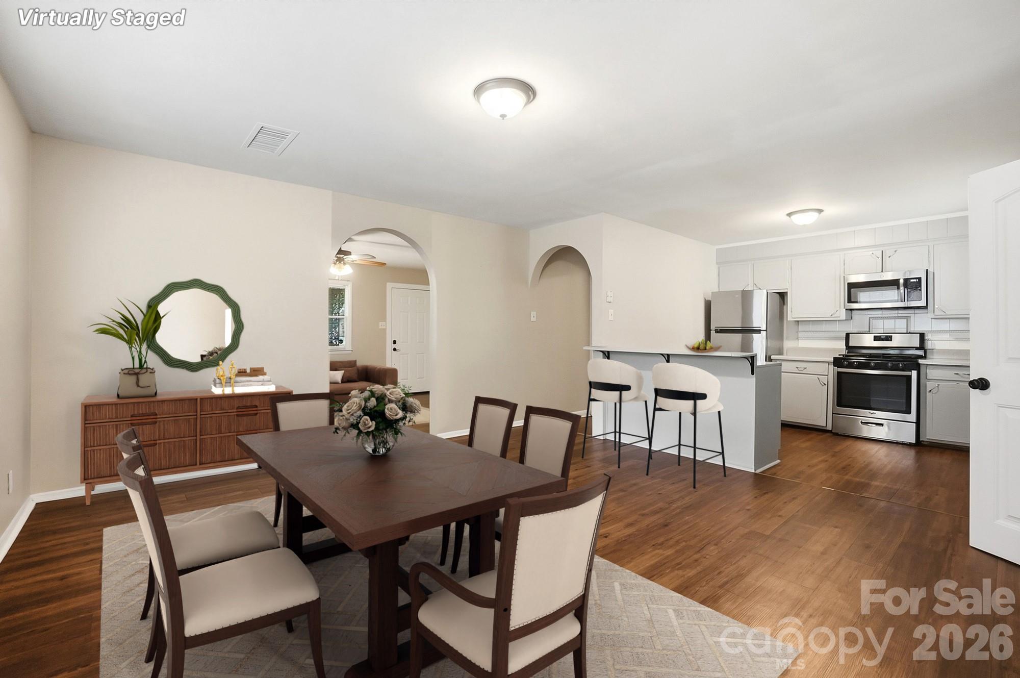 Photo 6 of 6308 Covecreek Drive, Charlotte, NC