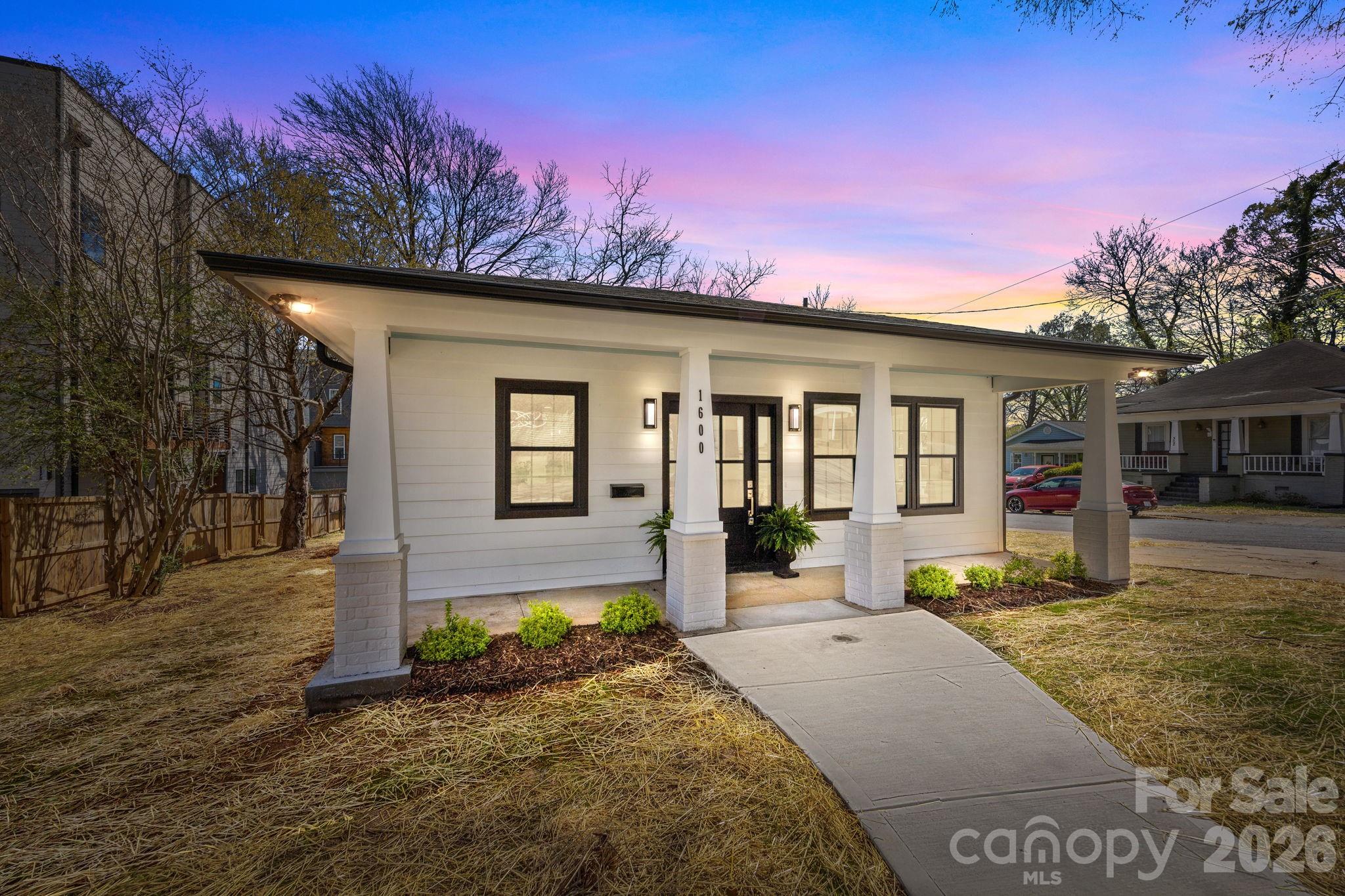 1600 Julia Maulden Place, Charlotte, NC - photo 4 of 39