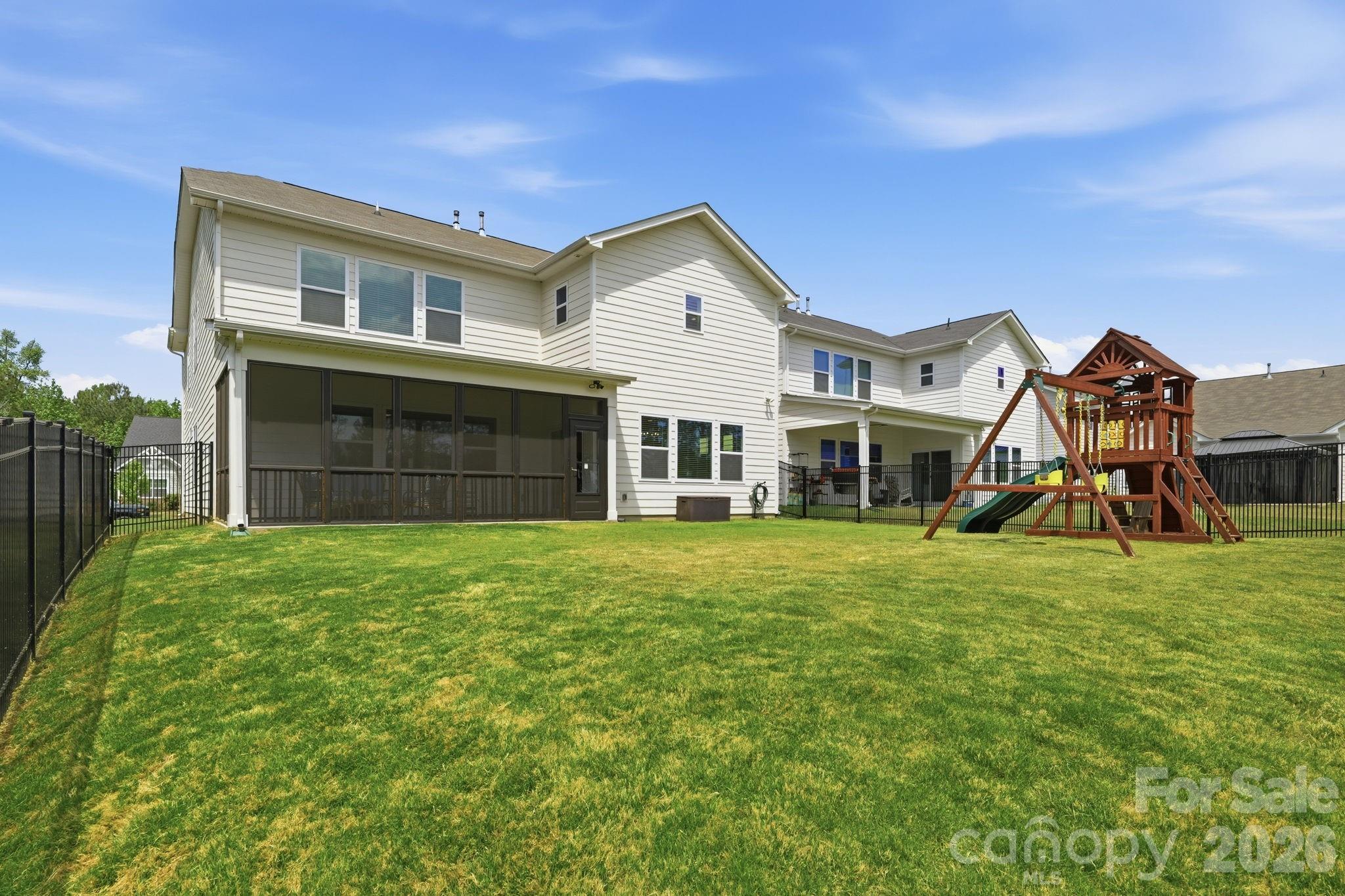 Photo 34 of 8105 Rolling Wheels Road, Charlotte, NC