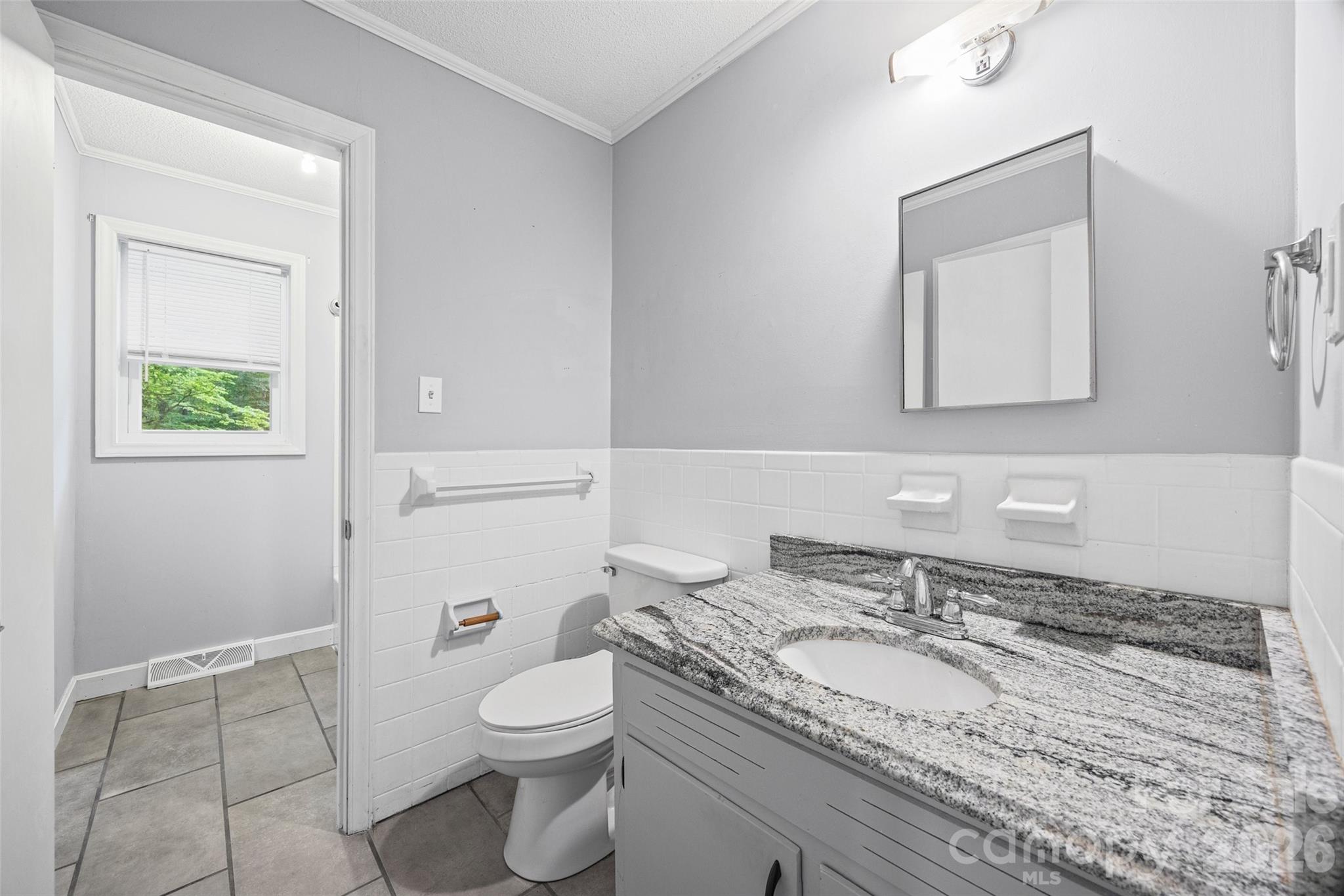 Photo 13 of 2380 Dixon Road, Belmont, NC