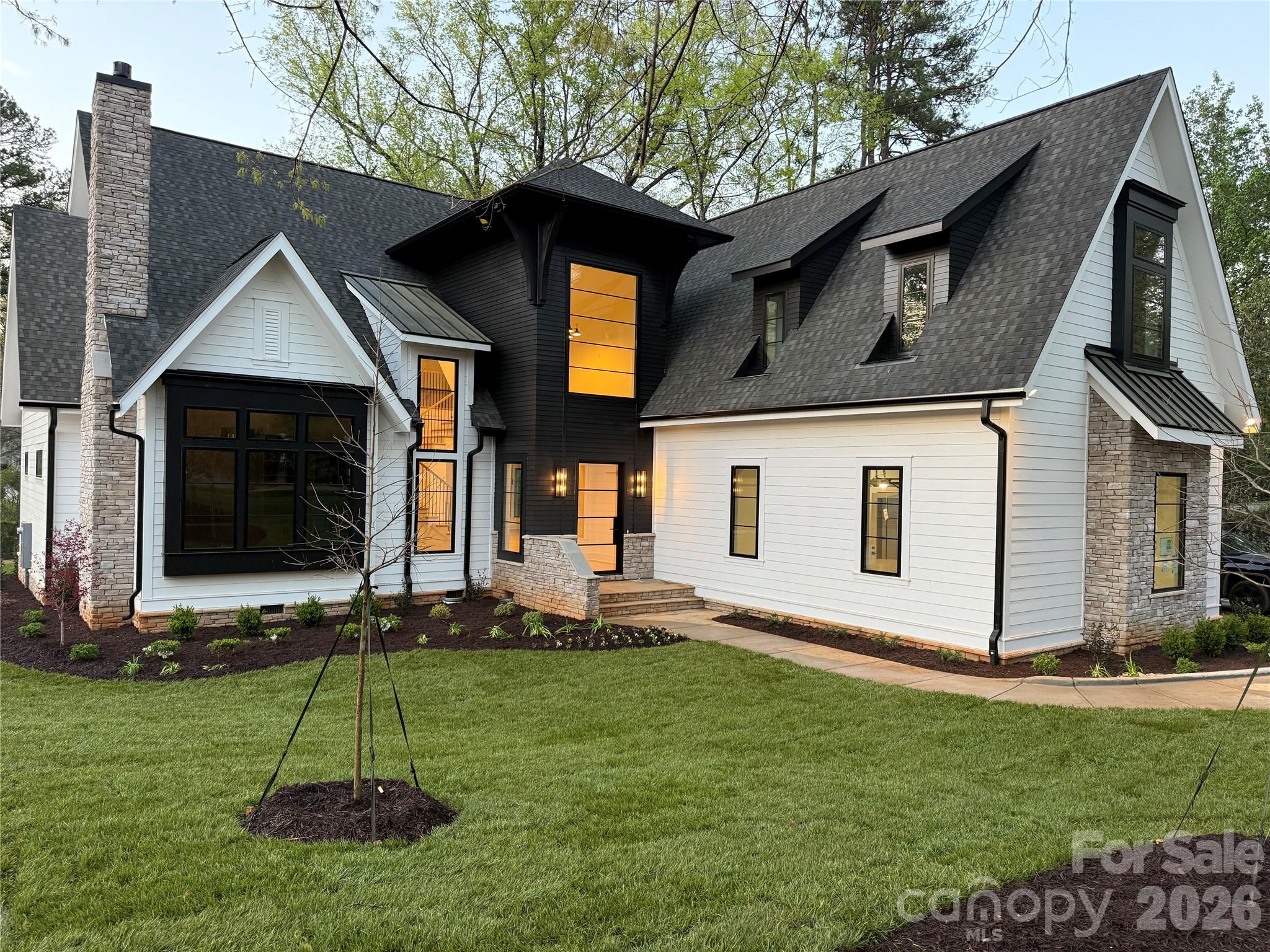 Photo 7 of 1209 Meadowood Lane, Charlotte, NC