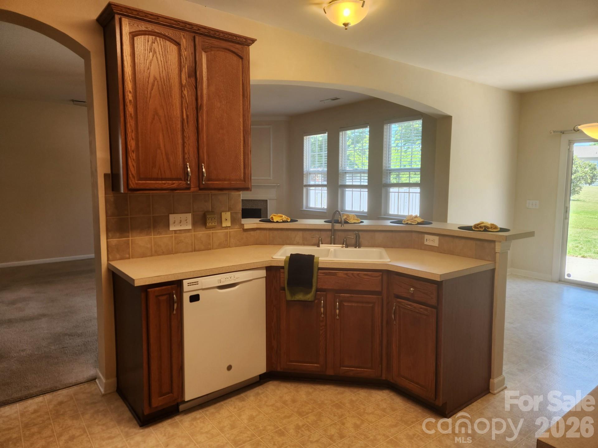 Photo 7 of 10118 Alvarado Way, Charlotte, NC