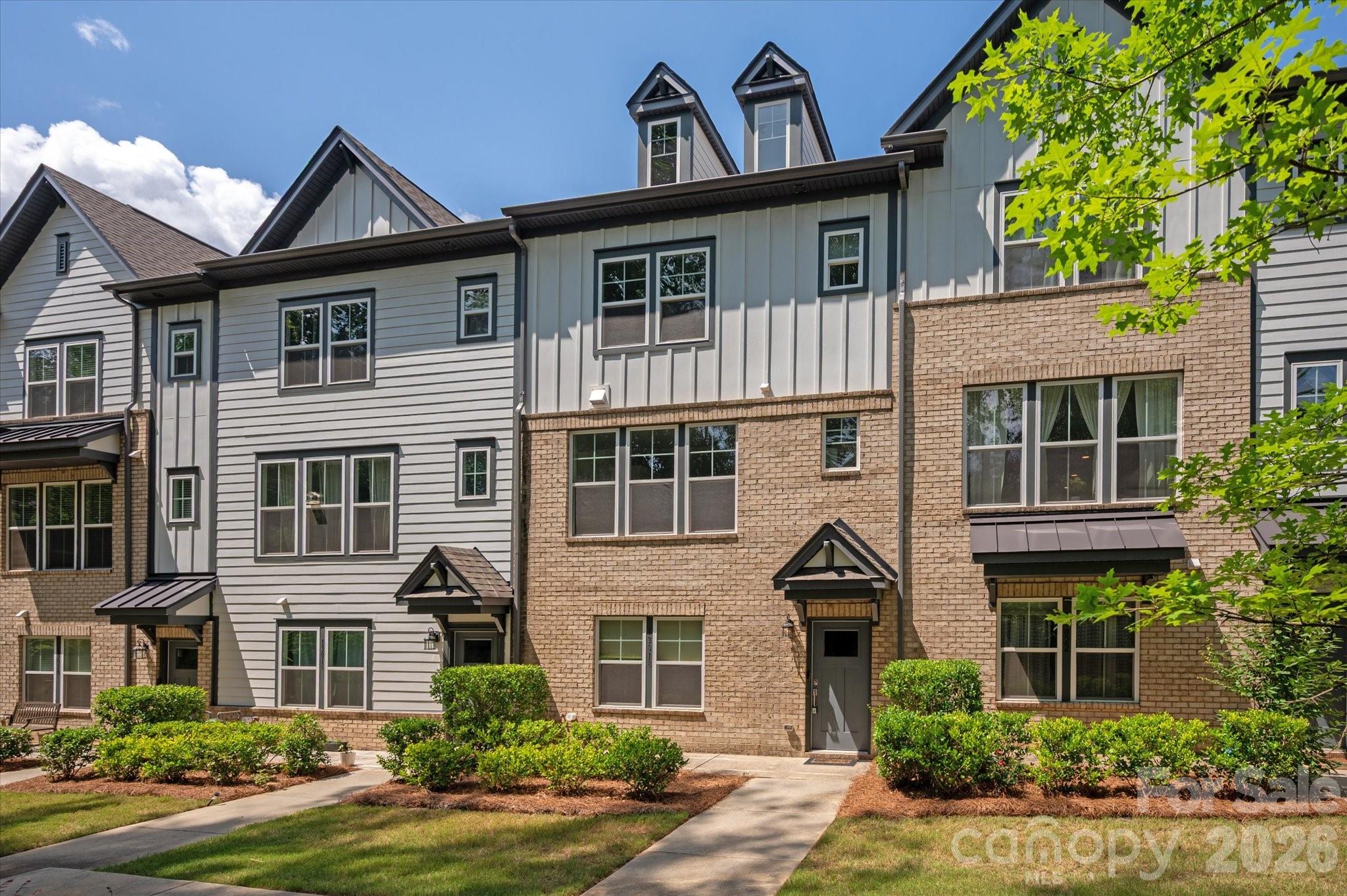 Photo 2 of 13018 Simoneaux Lane, Charlotte, NC