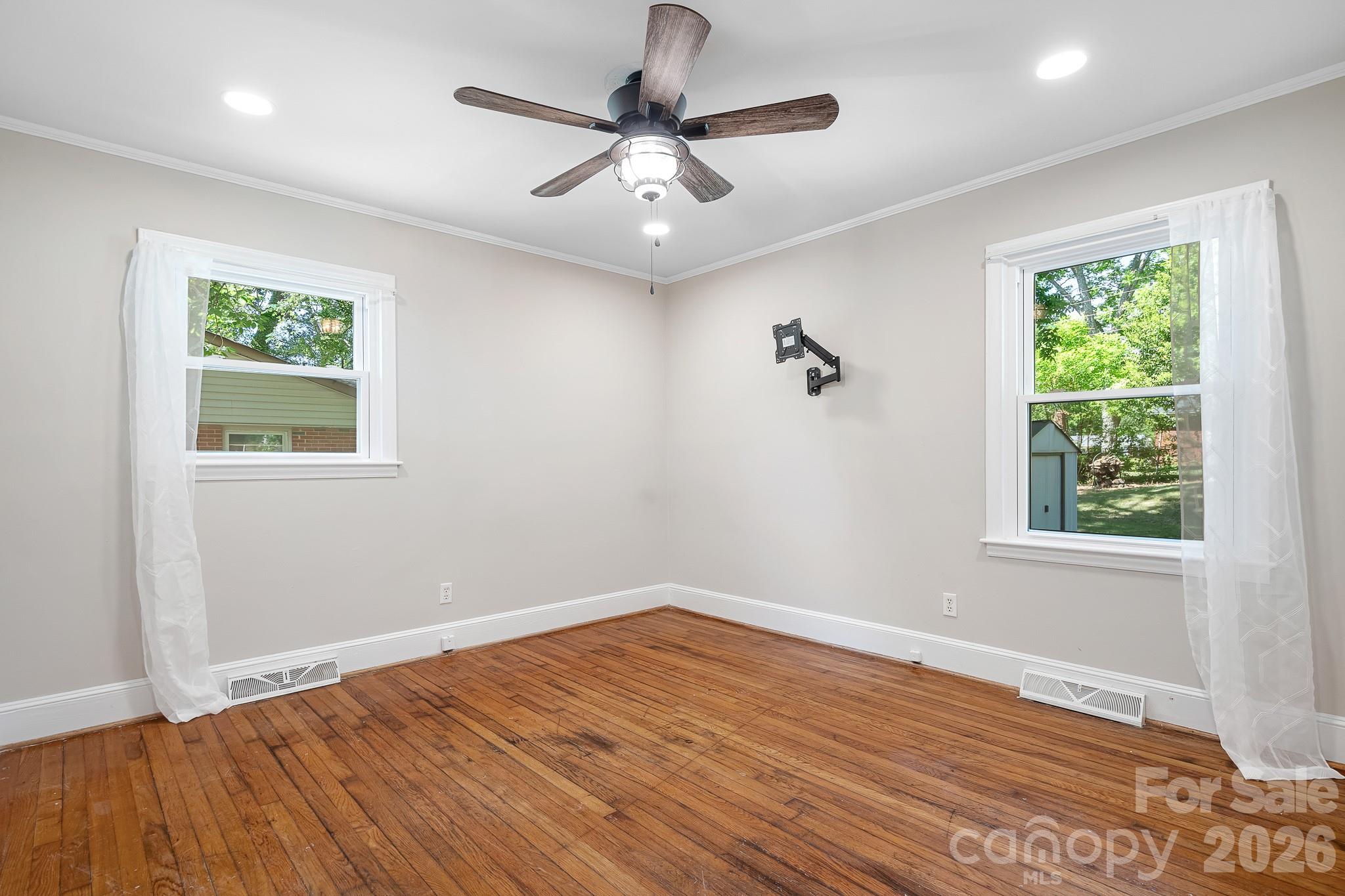 Photo 17 of 3960 Bristol Drive, Charlotte, NC