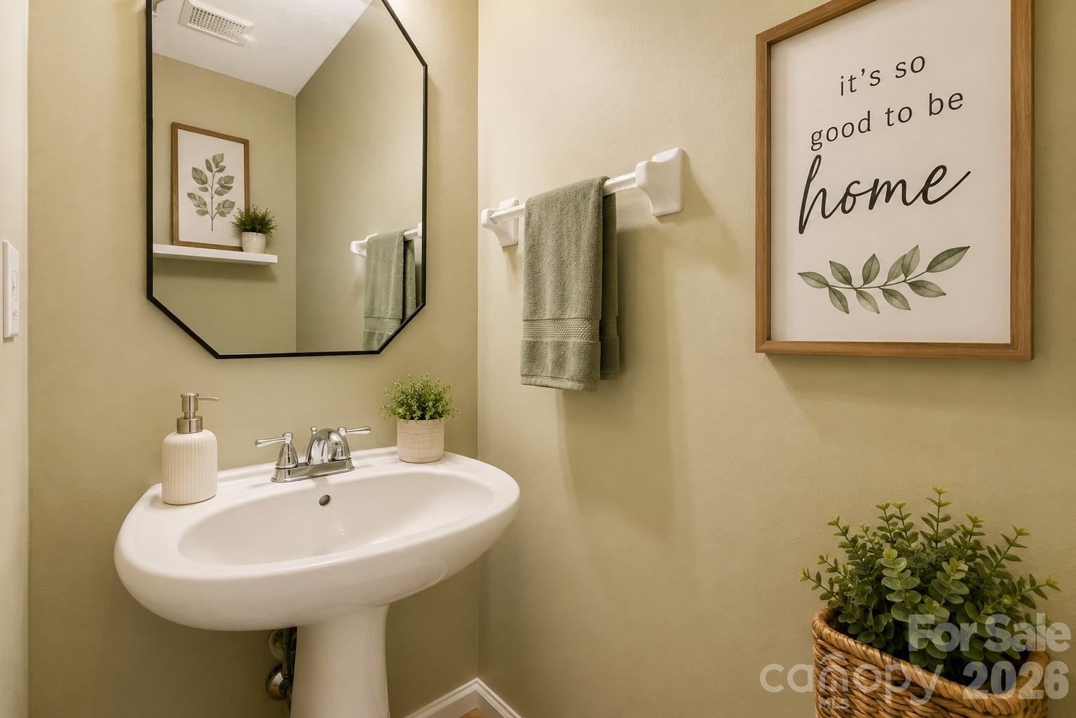 Photo 14 of 10303 Baskerville Avenue103, Charlotte, NC