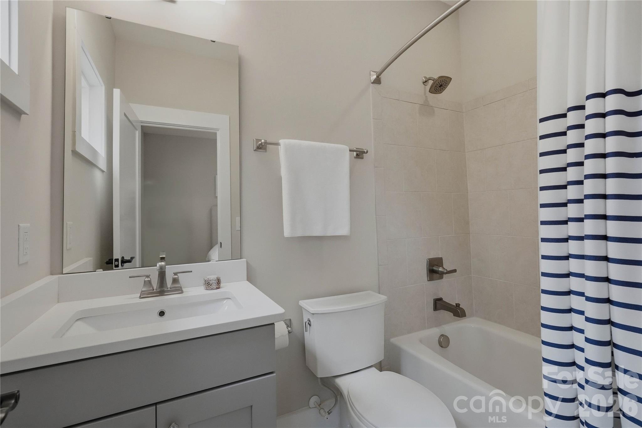 Photo 17 of 1636 Kenilworth Avenue, Charlotte, NC