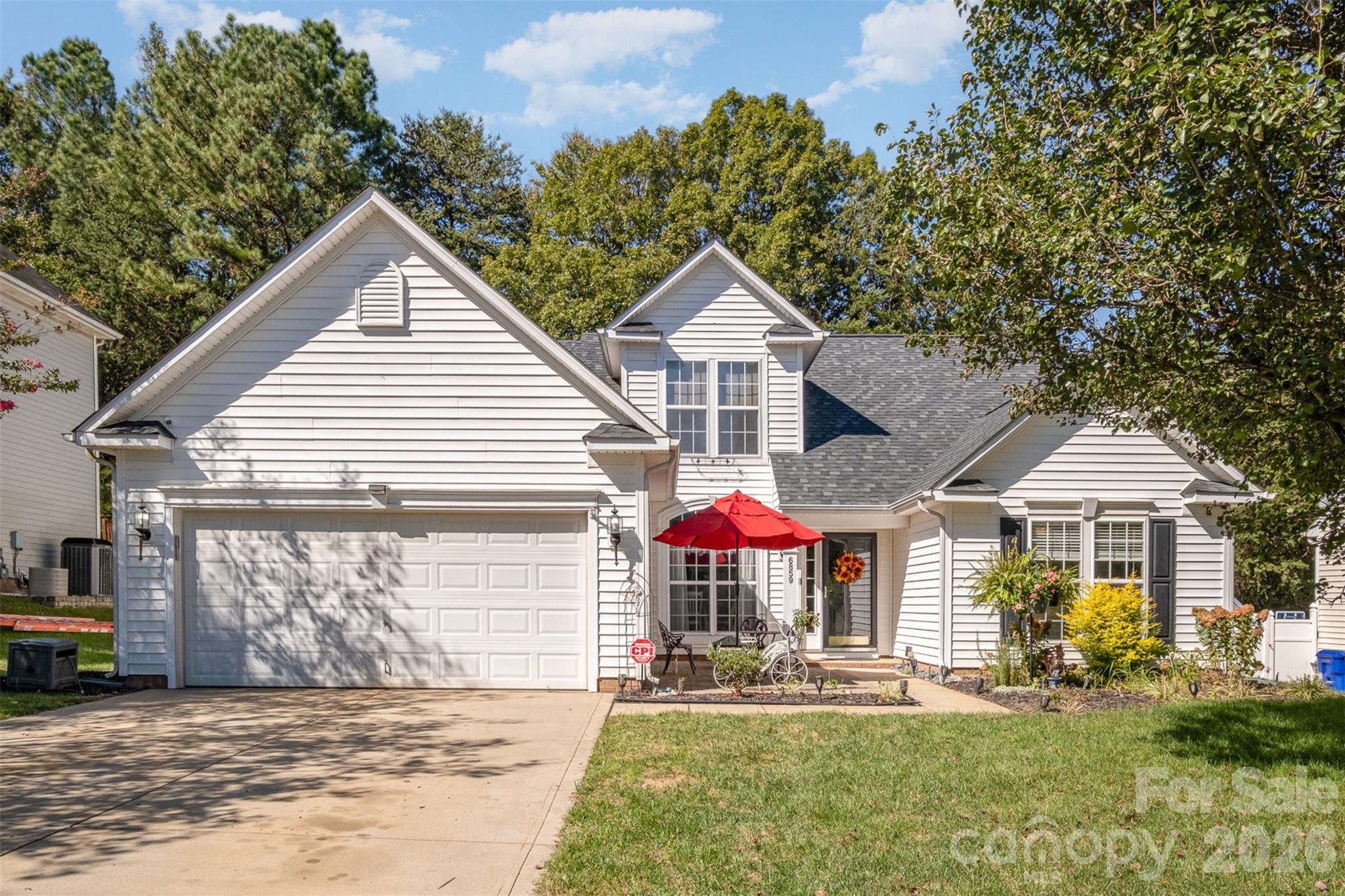 6859 Lakecrest Court, Denver, NC - photo 1 of 25