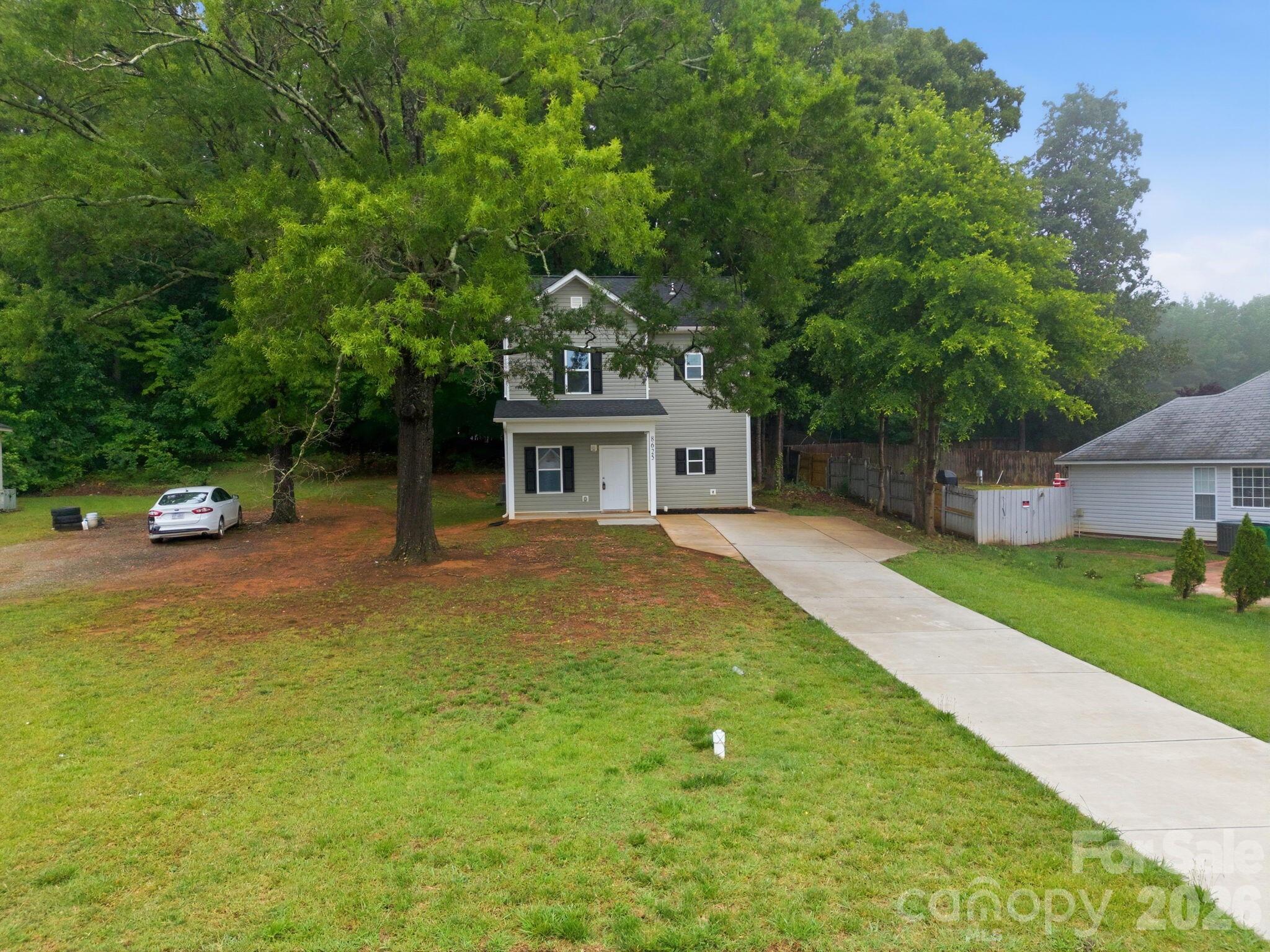 Photo 3 of 8625 Terra Cotta Drive, Charlotte, NC