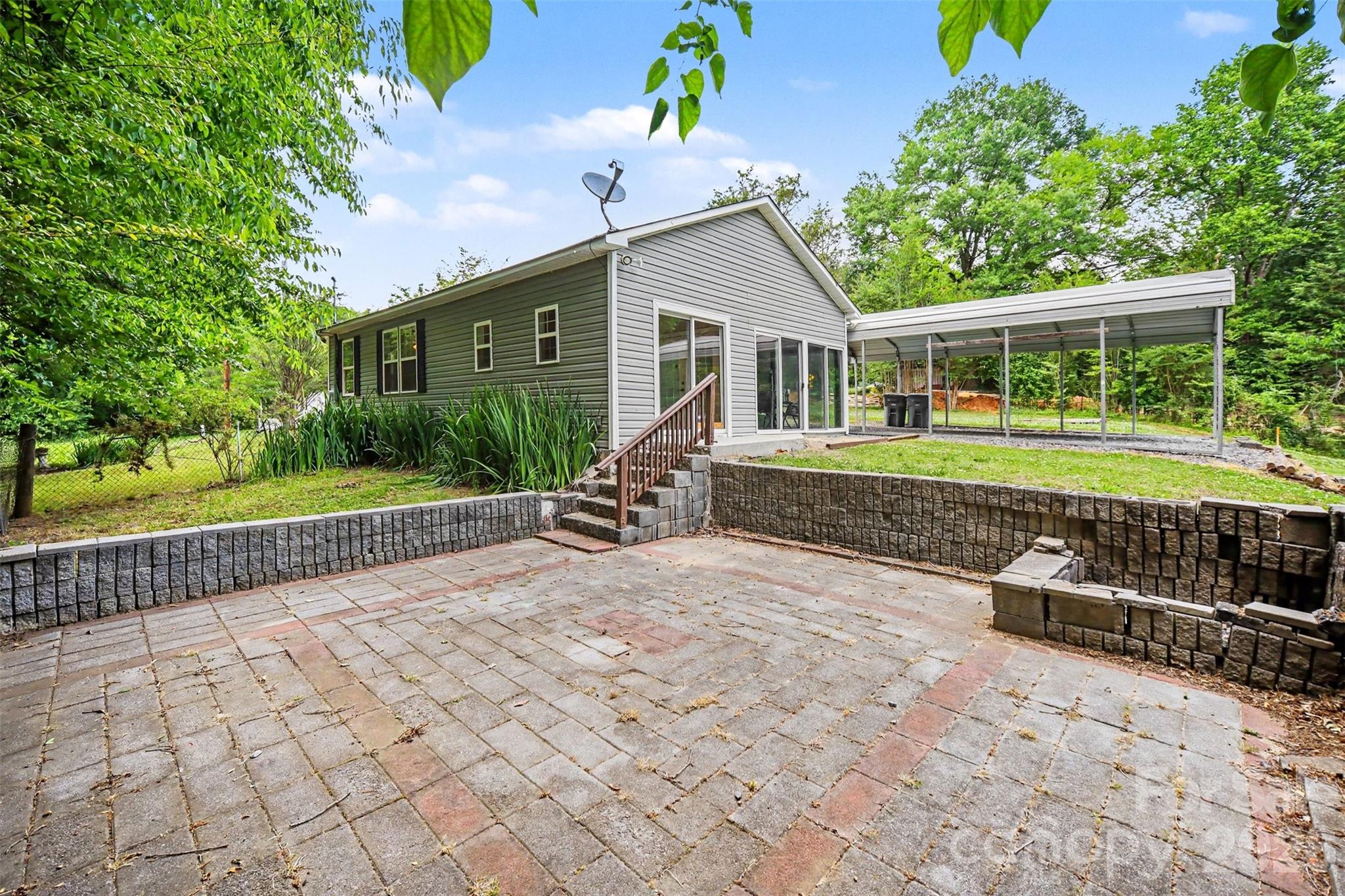 313 Oakland Avenue, Belmont, NC - photo 27 of 28