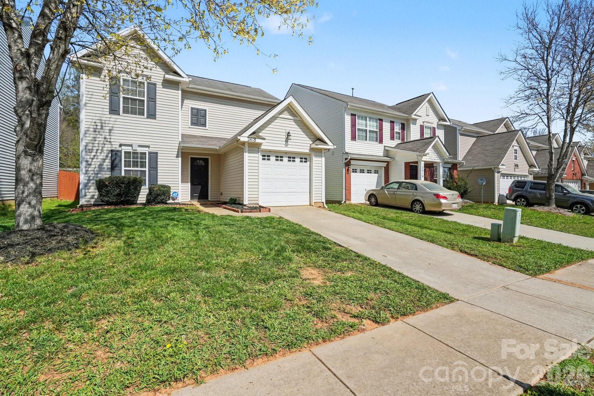 Photo 2 of 2418 S Cairns Mill Court, Charlotte, NC