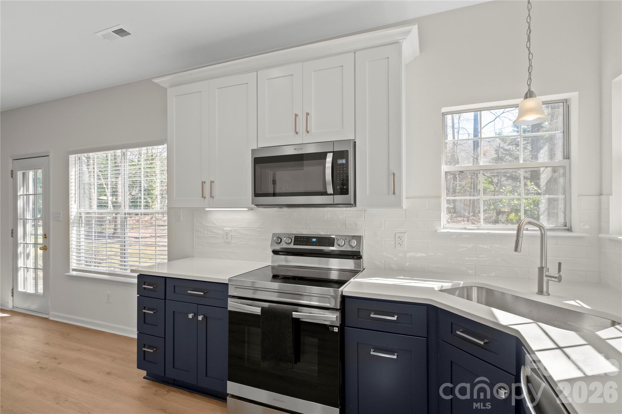 Photo 18 of 6107 Park Hill Road, Charlotte, NC