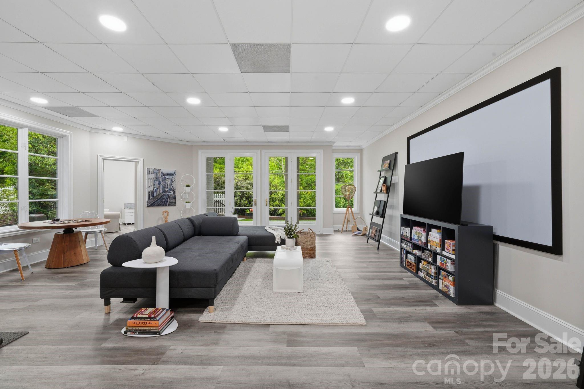 1120 Chollywood Drive, Charlotte, NC - photo 7 of 47