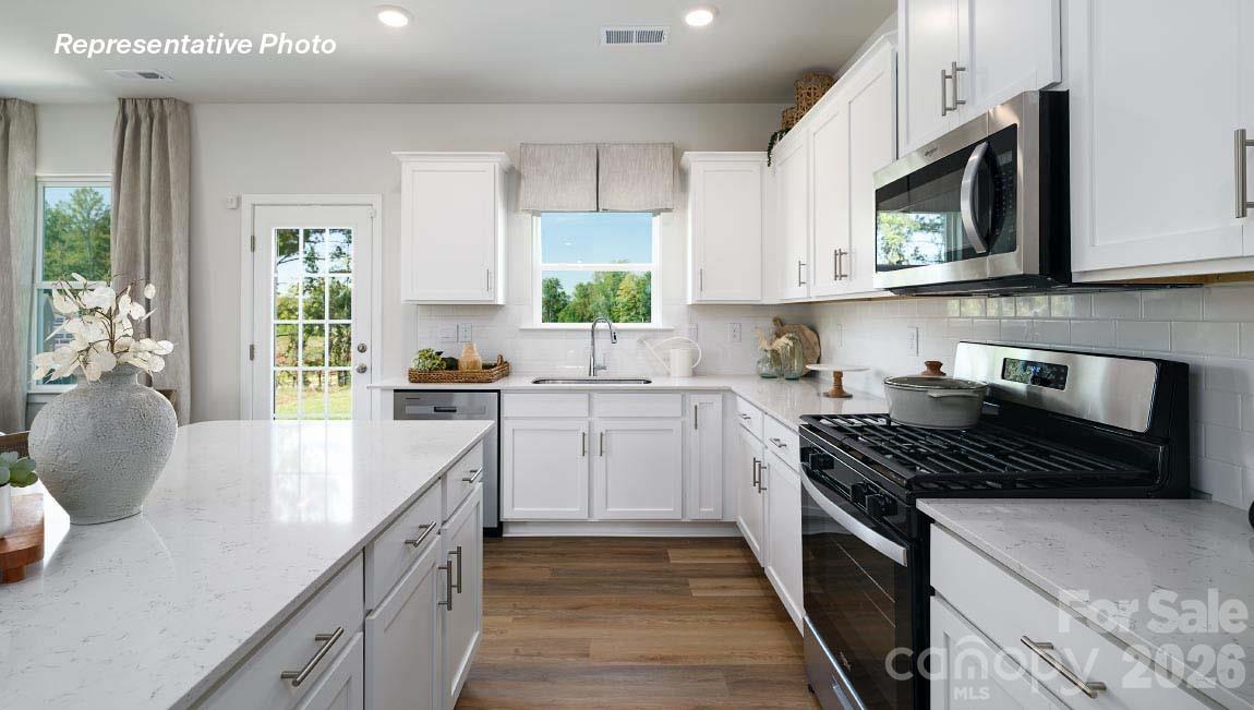 Photo 4 of 552 Blackpool Court, Monroe, NC