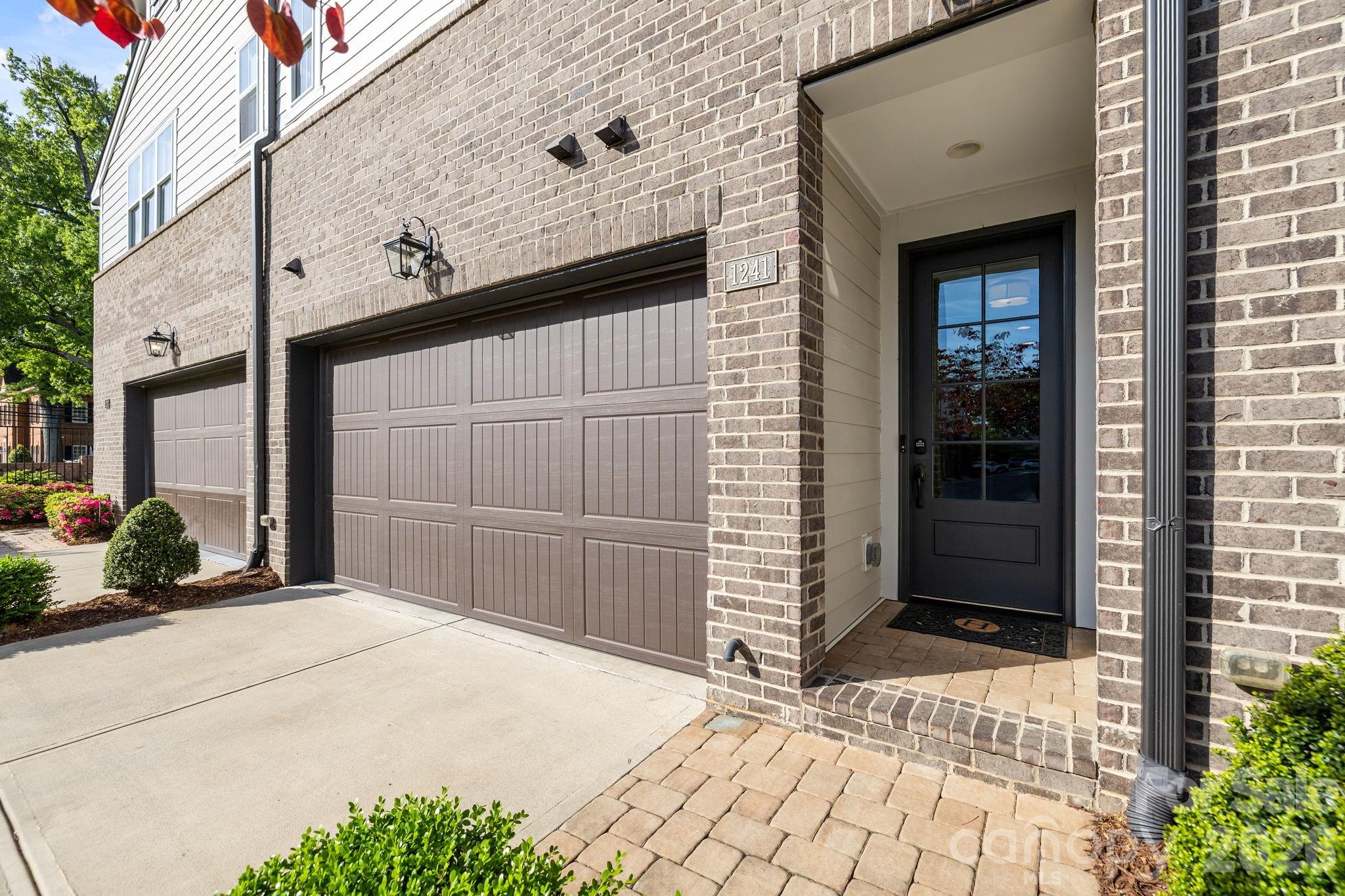 Photo 2 of 1241 Cotswold Place, Charlotte, NC