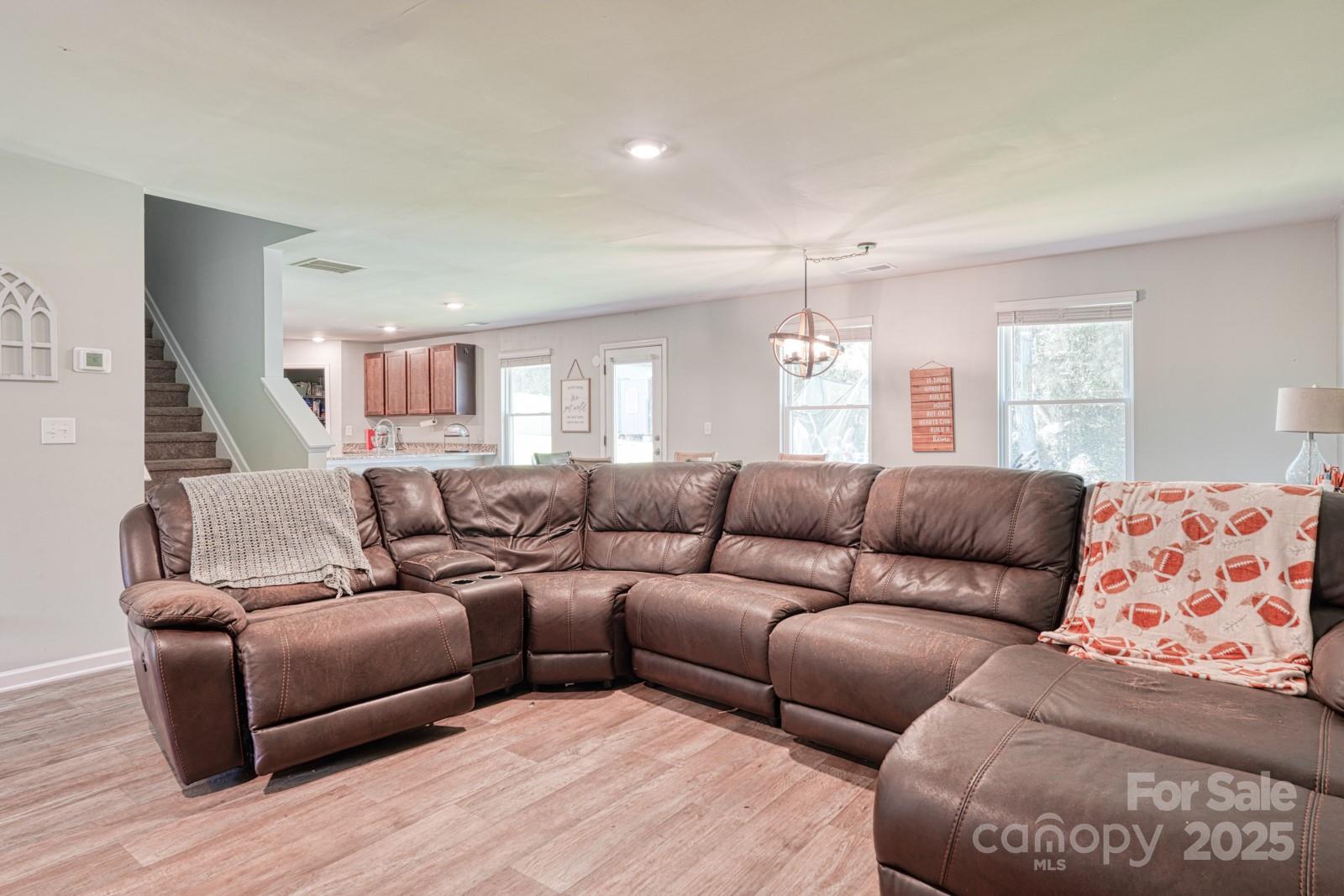 1281 Twin Bridge Road, Gaffney, SC - photo 4 of 39