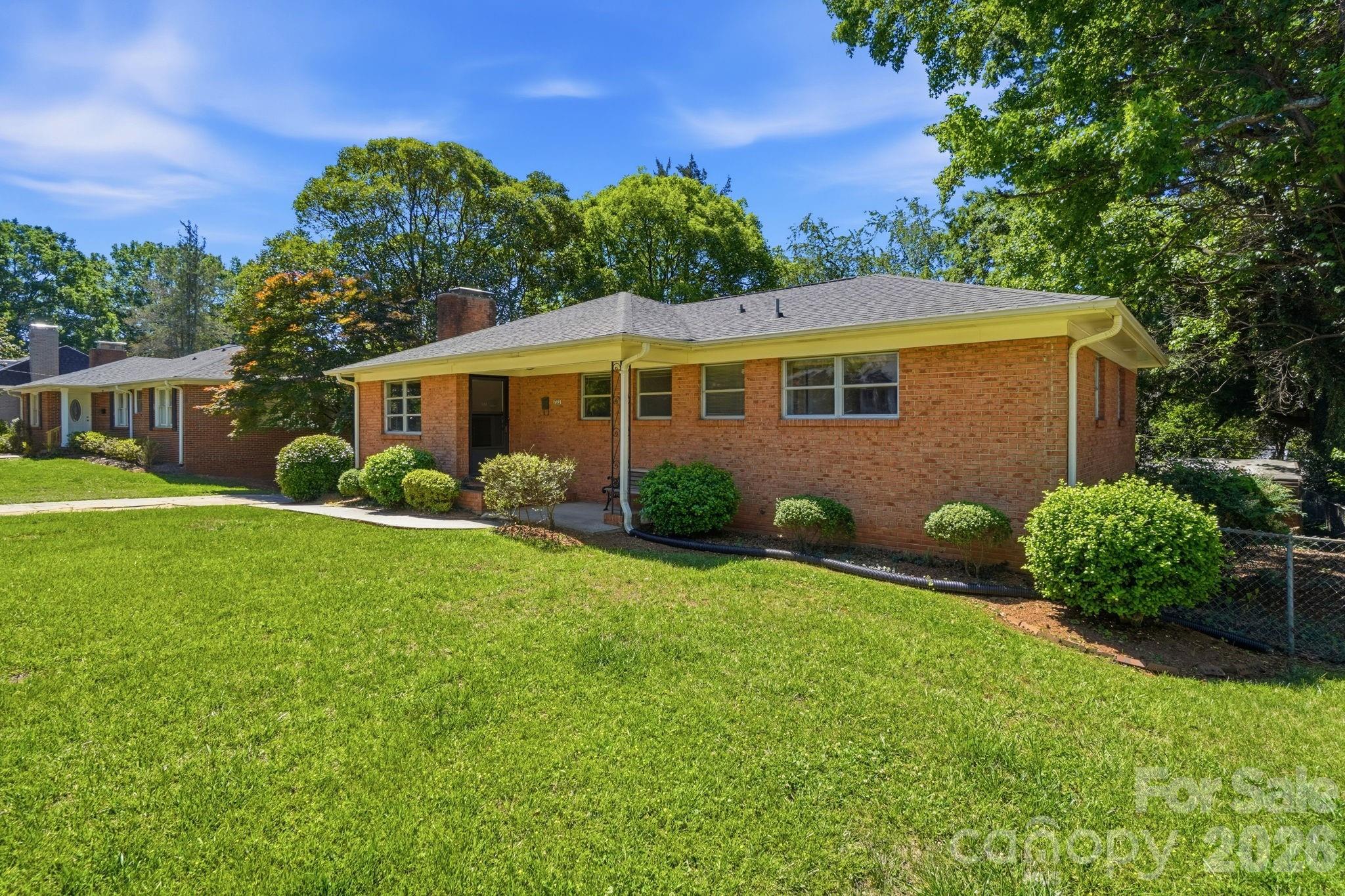 722 Seneca Place, Charlotte, NC - photo 2 of 28