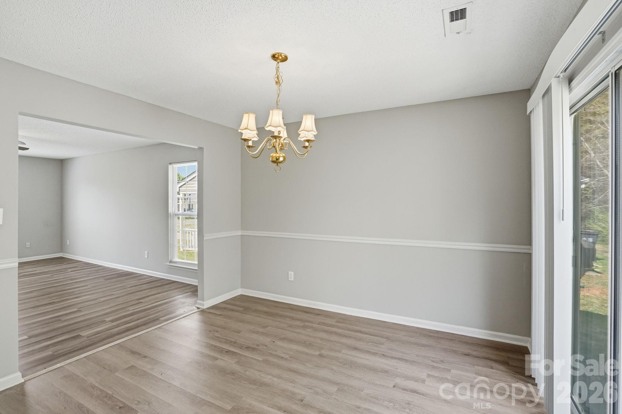 Photo 17 of 836 Almora Drive, Charlotte, NC