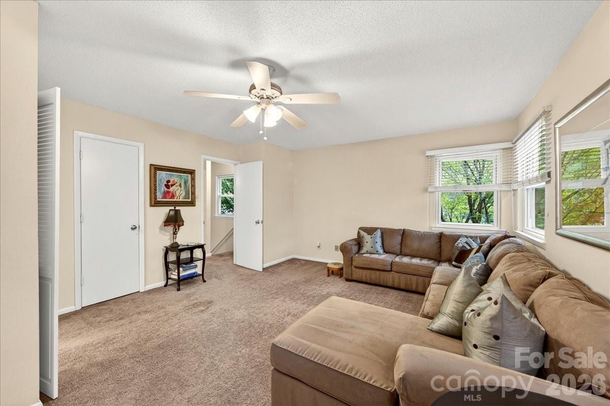 Photo 31 of 830 Sardis Cove Drive, Charlotte, NC