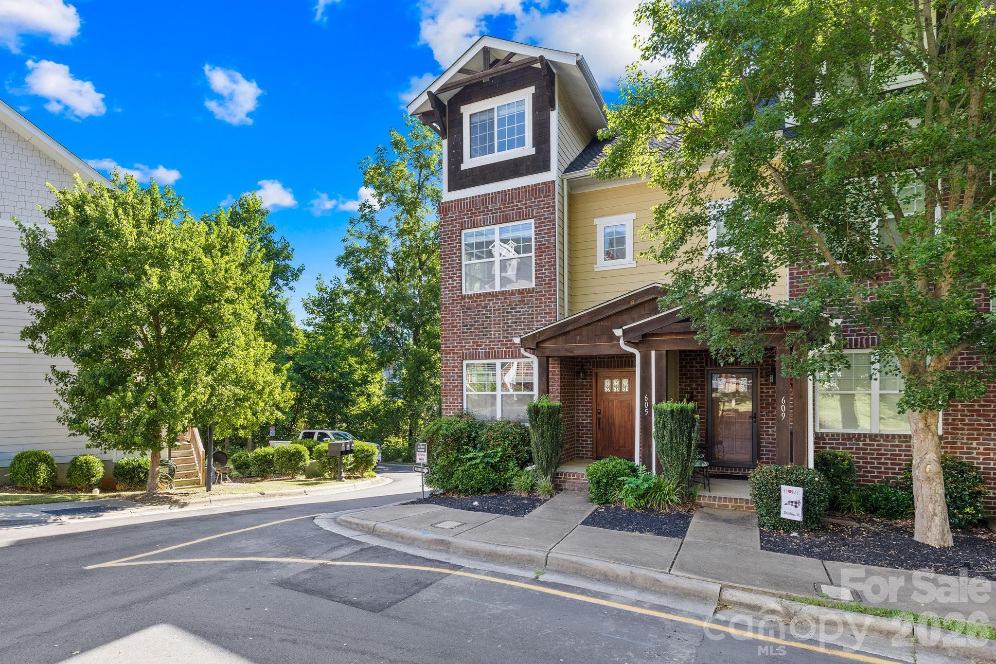 605 Village Main Circle, Davidson, NC - photo 2 of 28