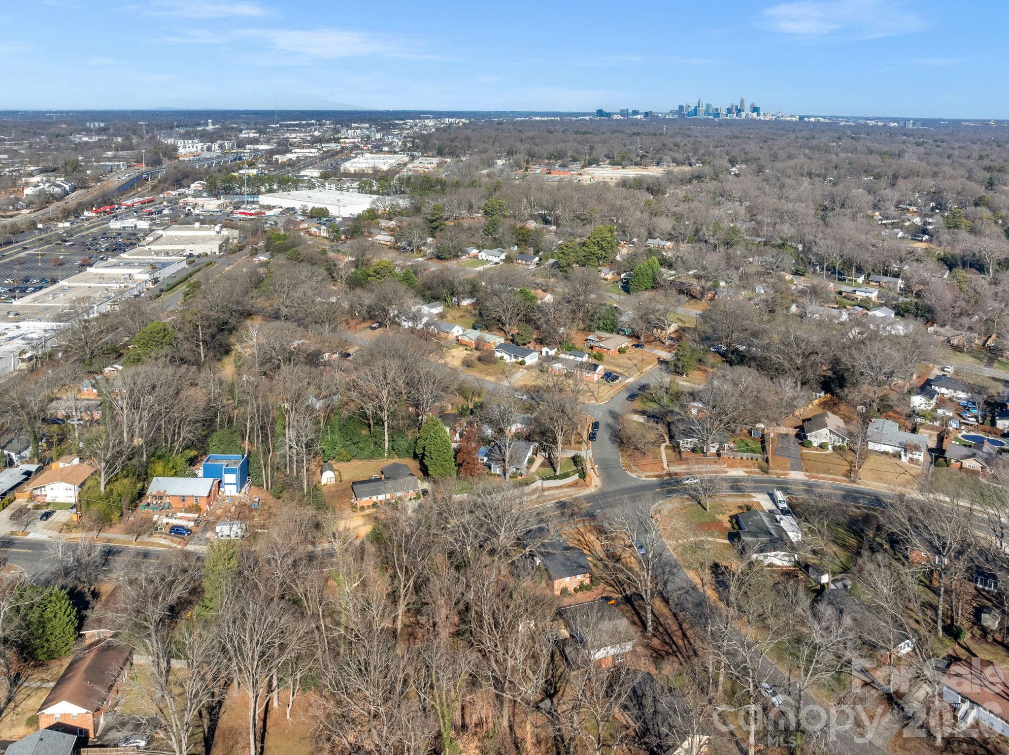 6038 Netherwood Drive, Charlotte, NC - photo 38 of 42